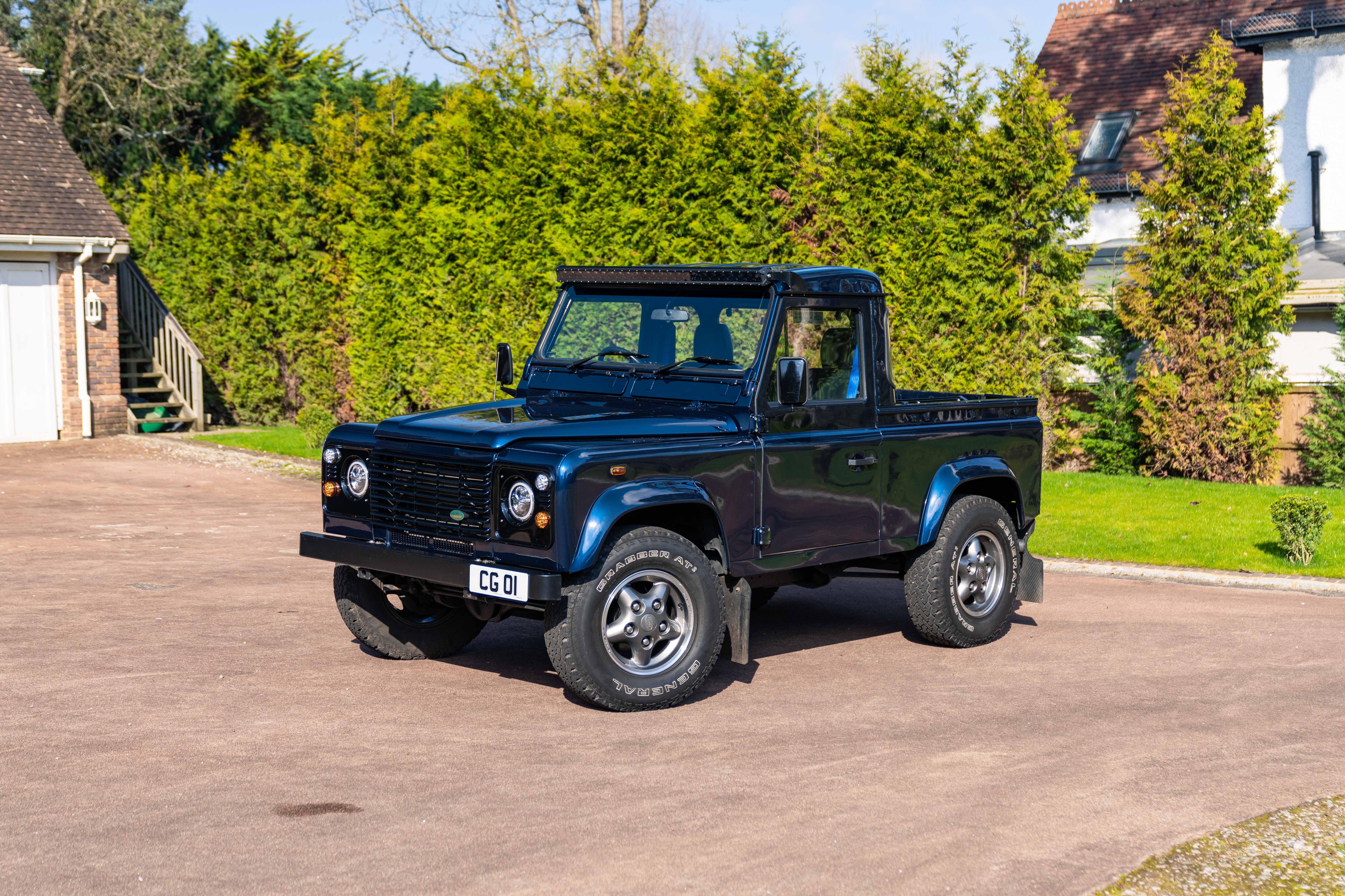 2003 LAND ROVER DEFENDER 90 TD5 PICK UP