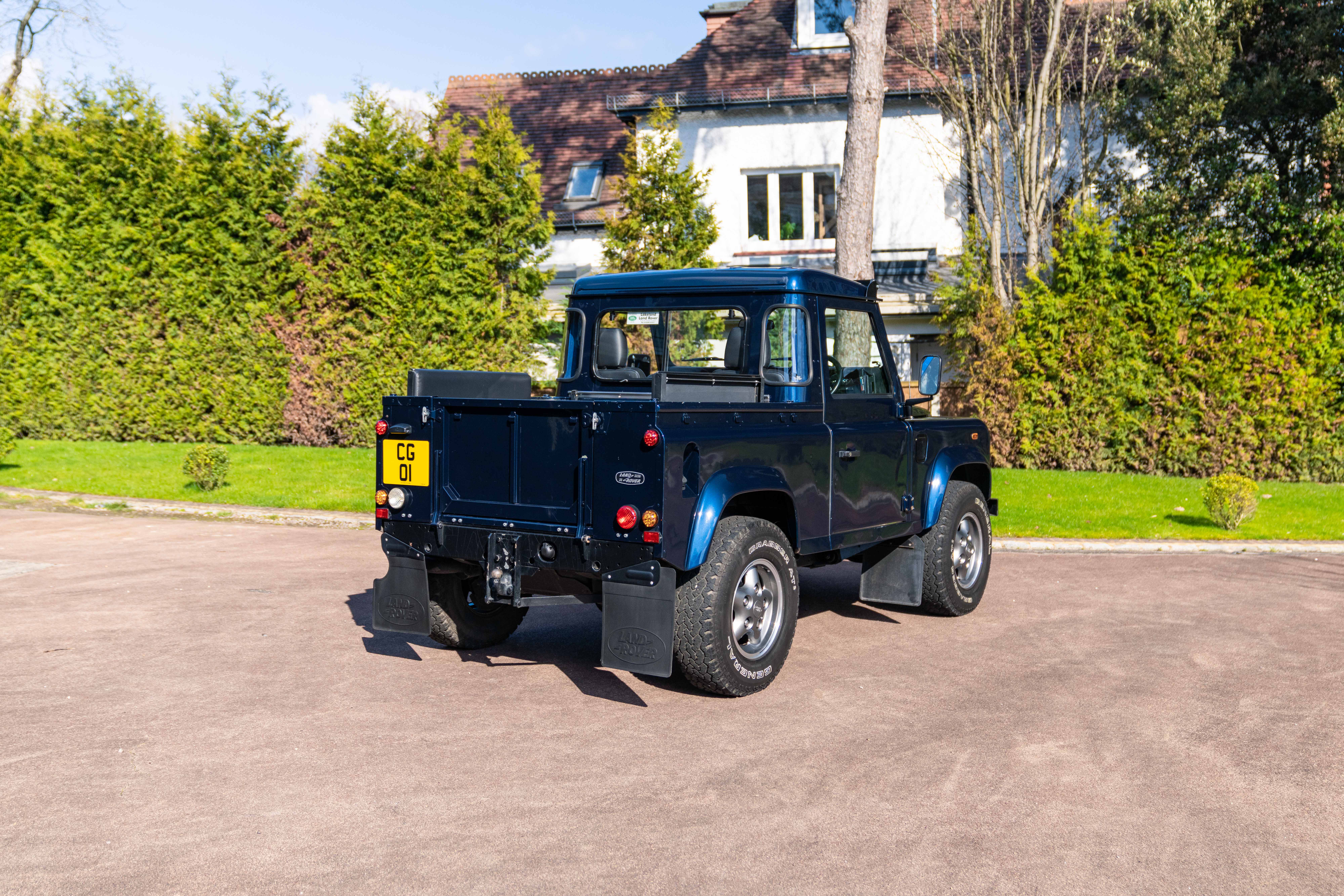 2003 LAND ROVER DEFENDER 90 TD5 PICK UP