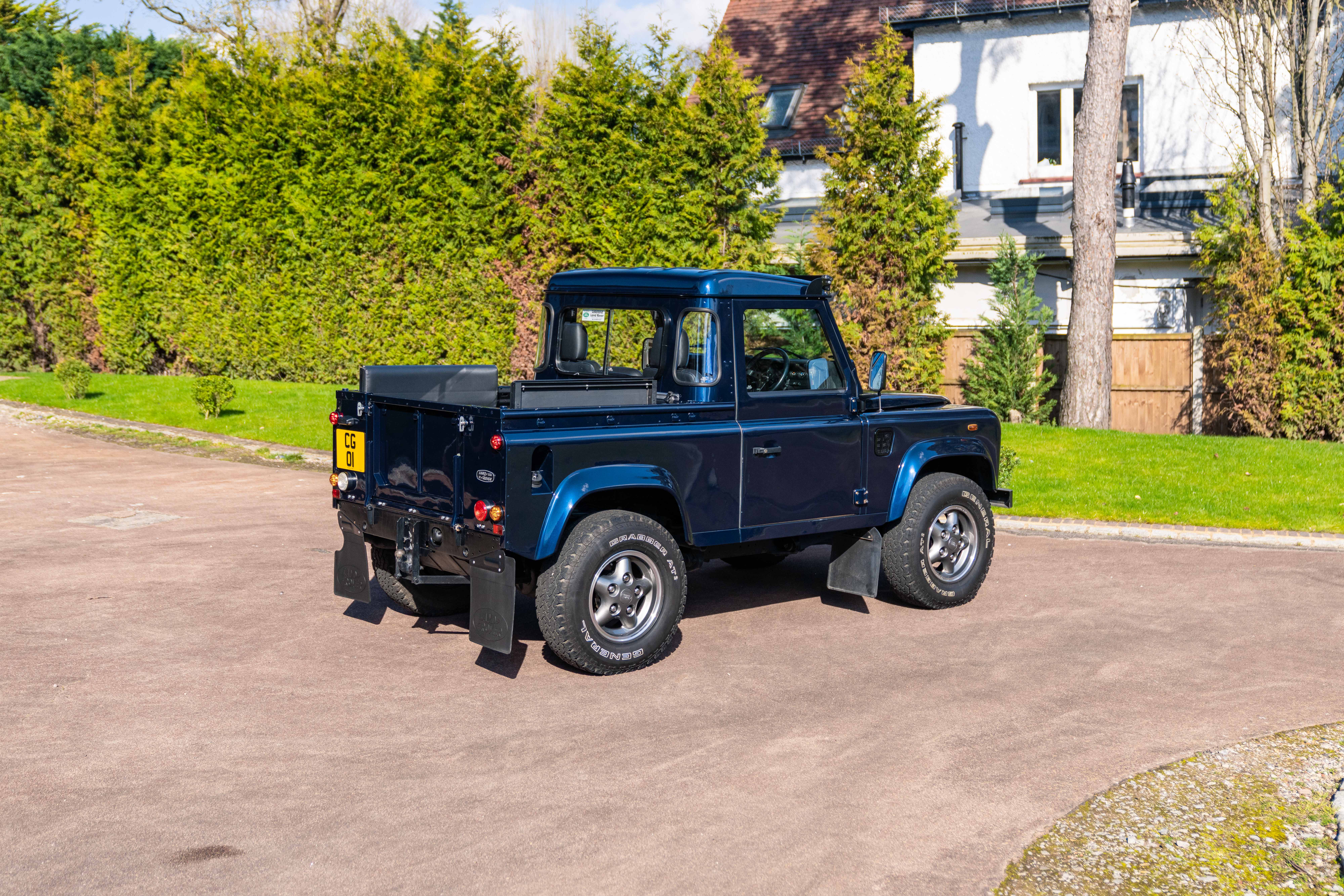 2003 LAND ROVER DEFENDER 90 TD5 PICK UP