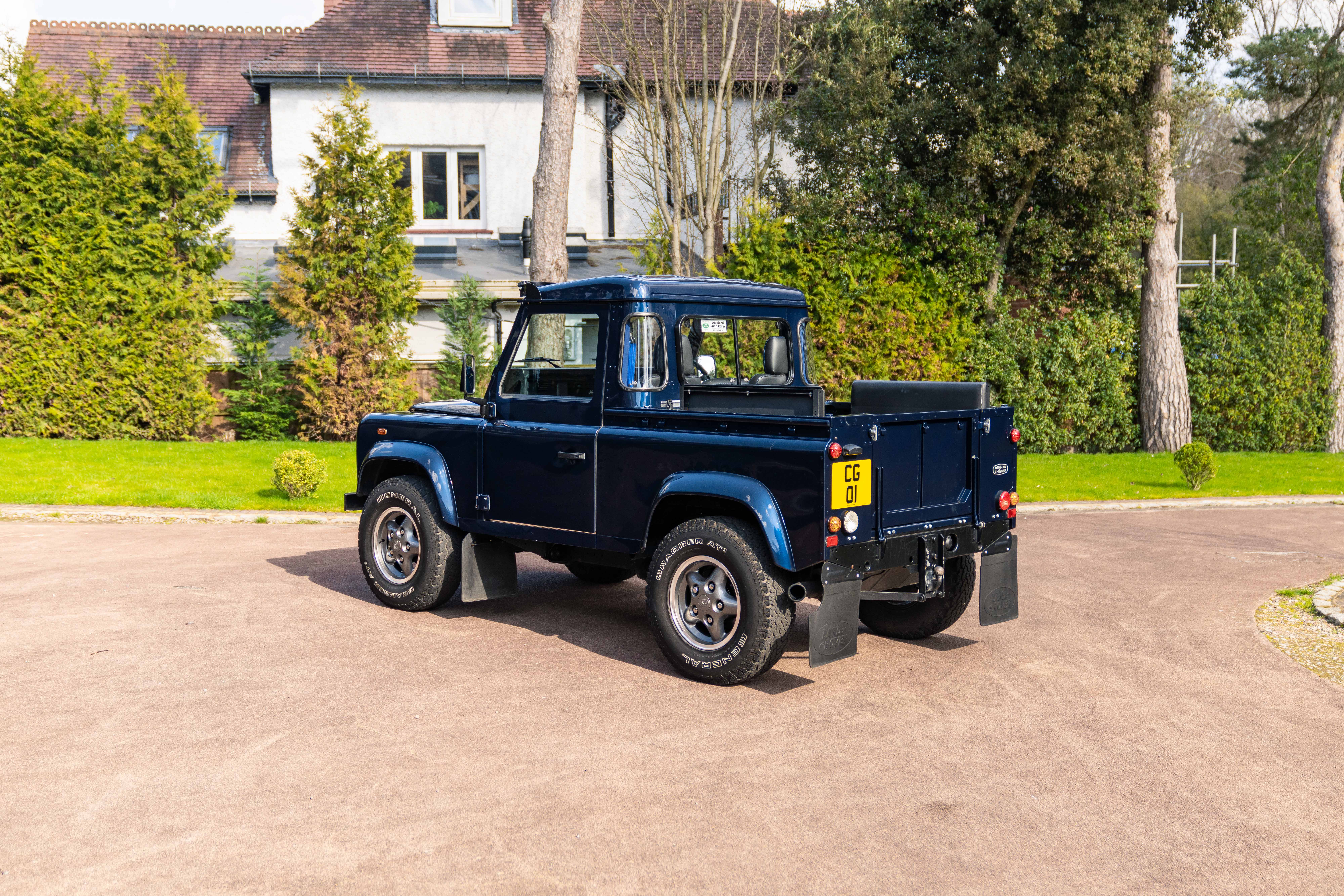 2003 LAND ROVER DEFENDER 90 TD5 PICK UP
