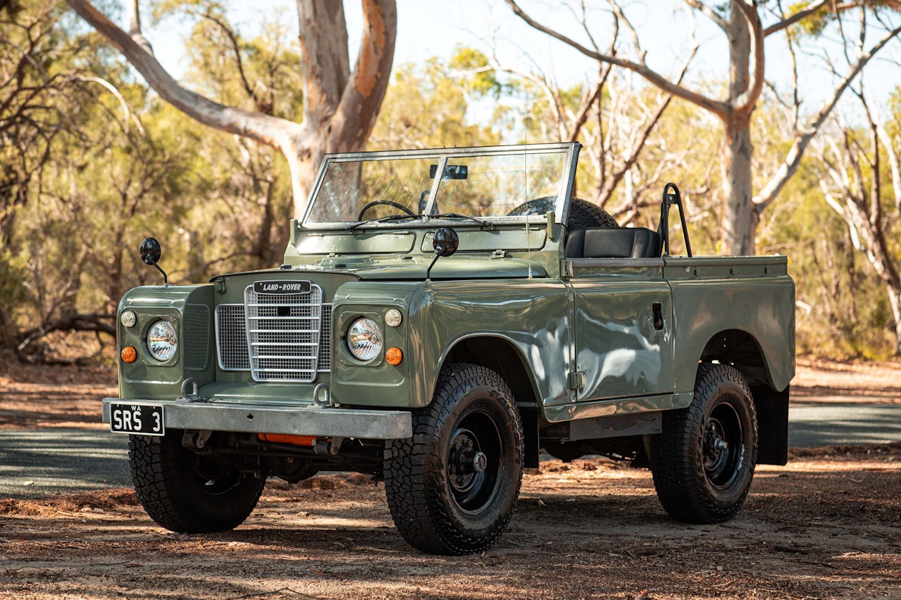 Land Rover Series 111