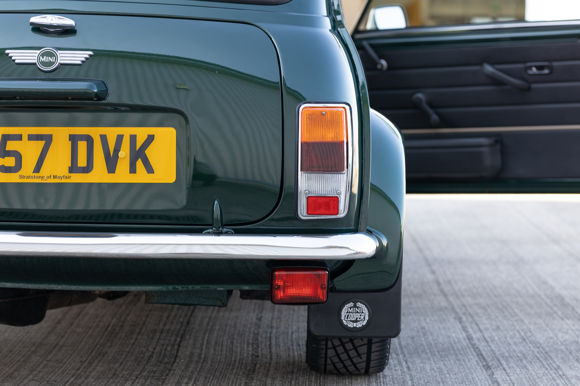 1999 ROVER MINI COOPER SPORTSPACK - 7,045 MILES