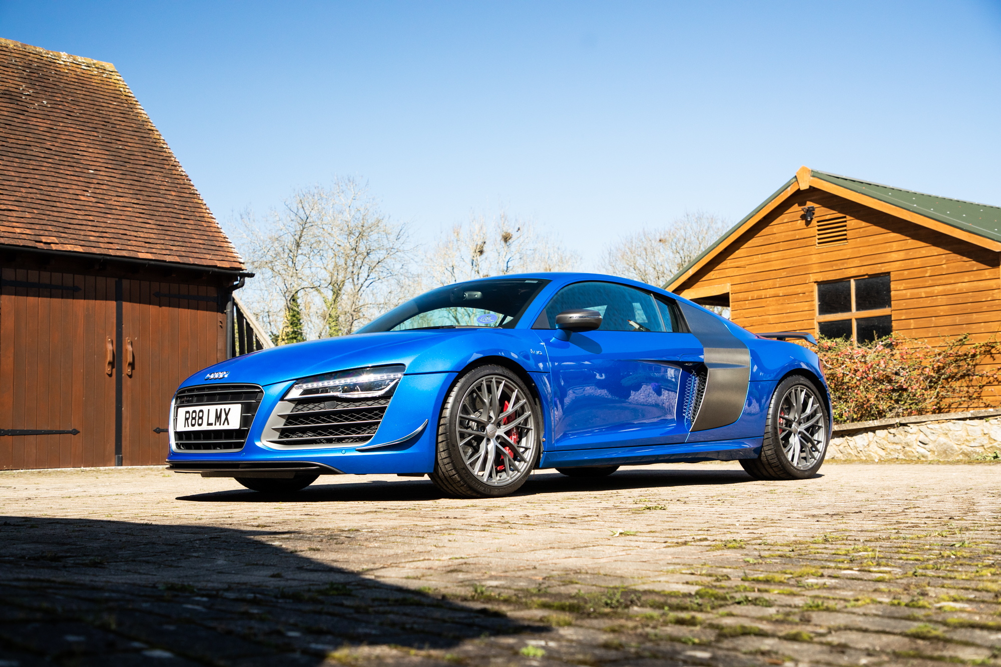 2015 AUDI R8 V10 LMX