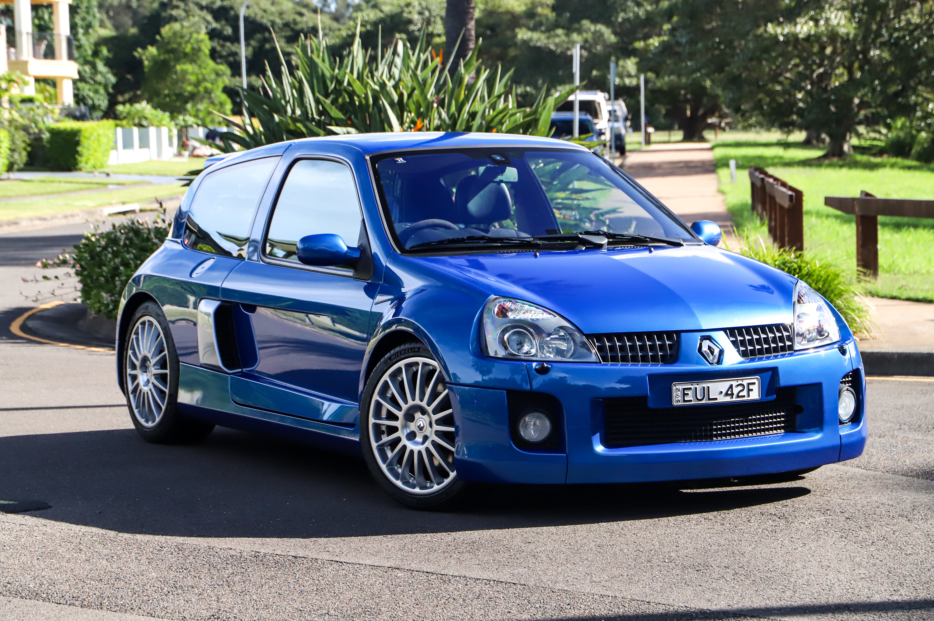 2004 RENAULT CLIO V6 PHASE 2