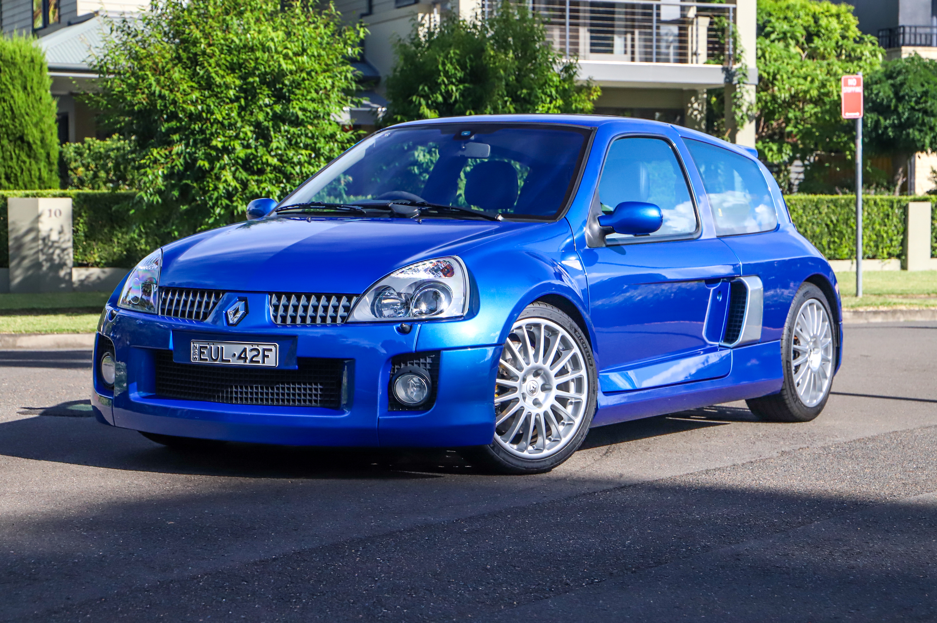 2004 RENAULT CLIO V6 PHASE 2