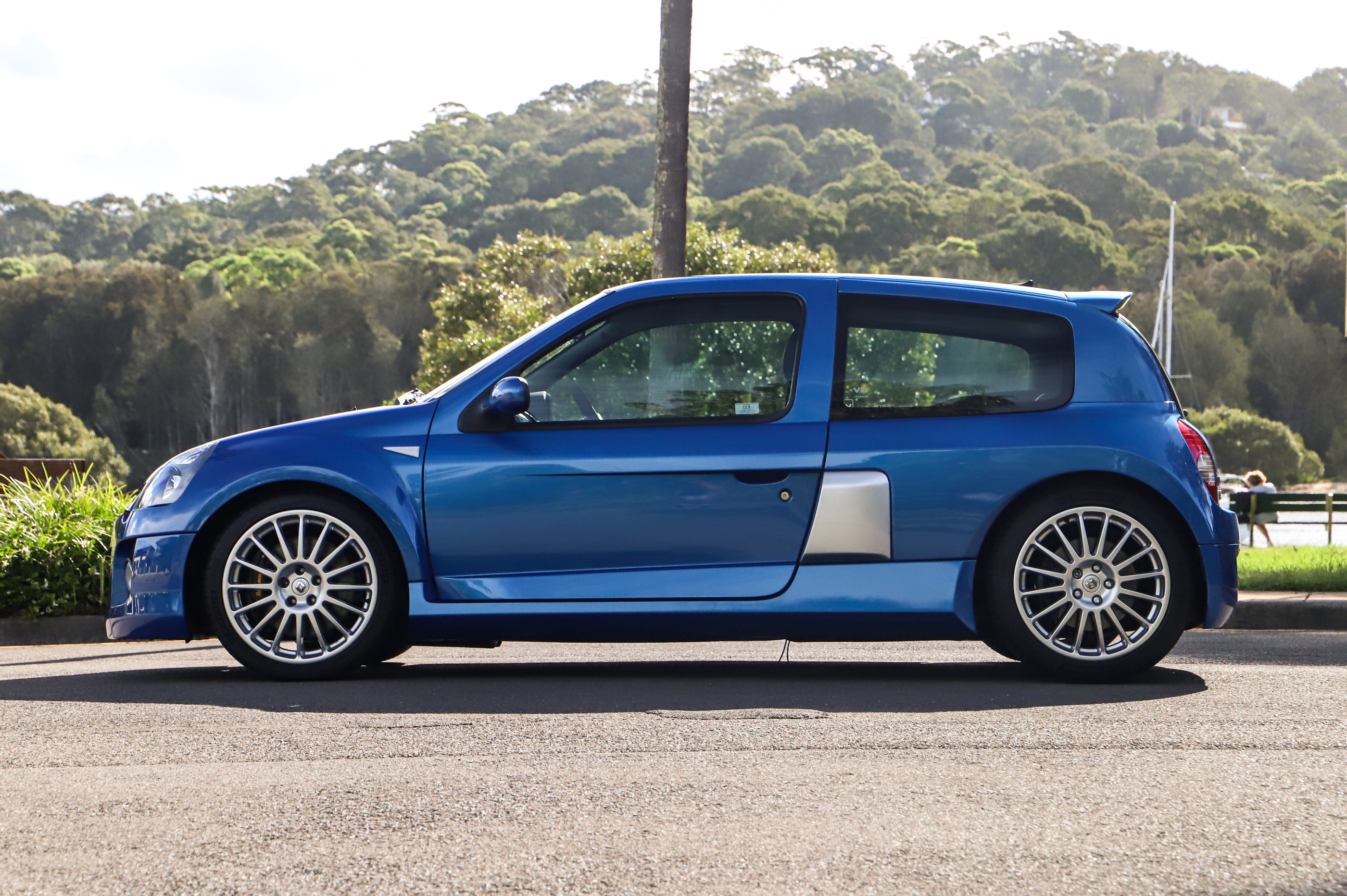 2004 RENAULT CLIO V6 PHASE 2