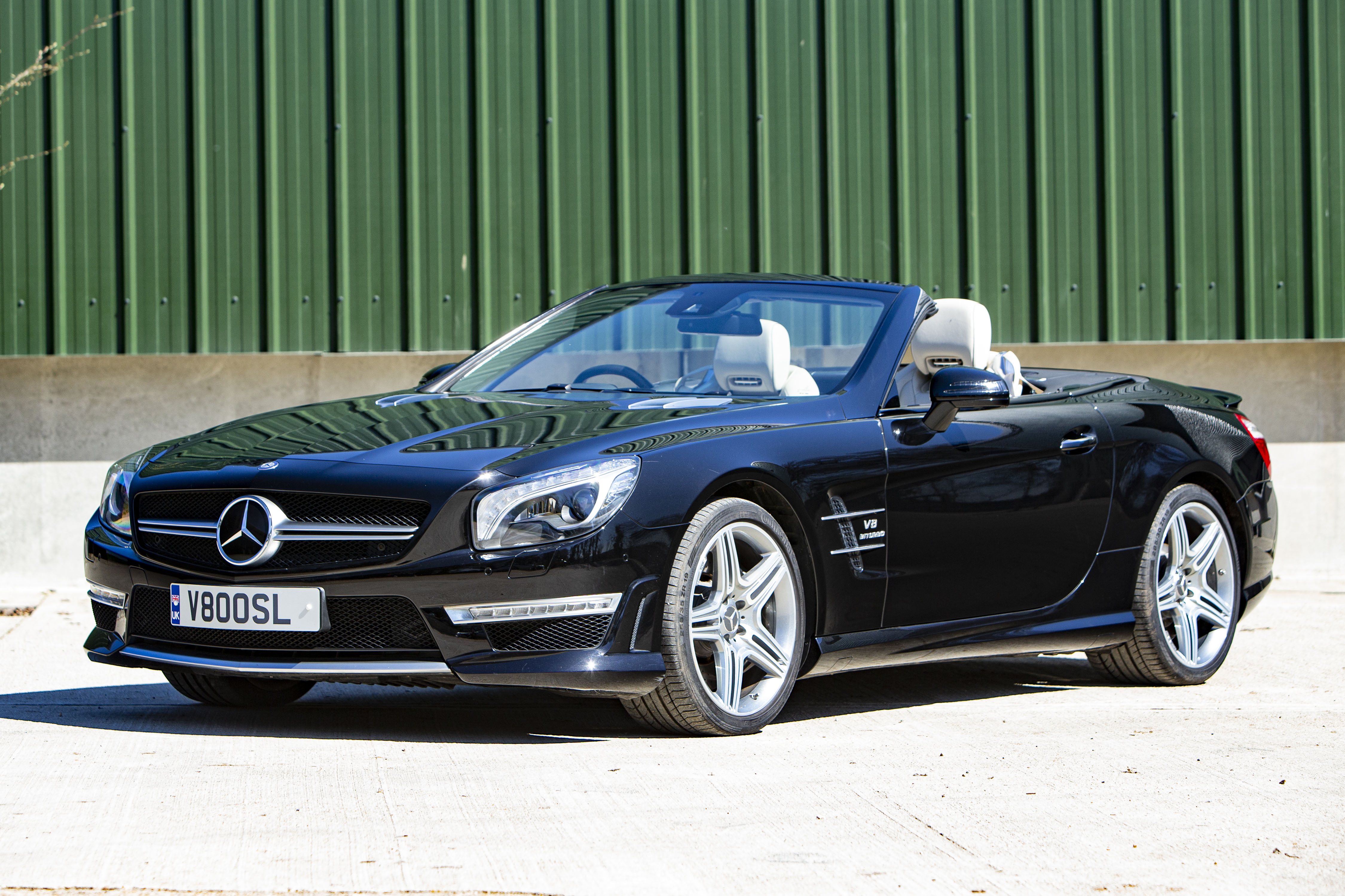 2012 MERCEDES-BENZ (R231) SL63 AMG - 15,412 MILES