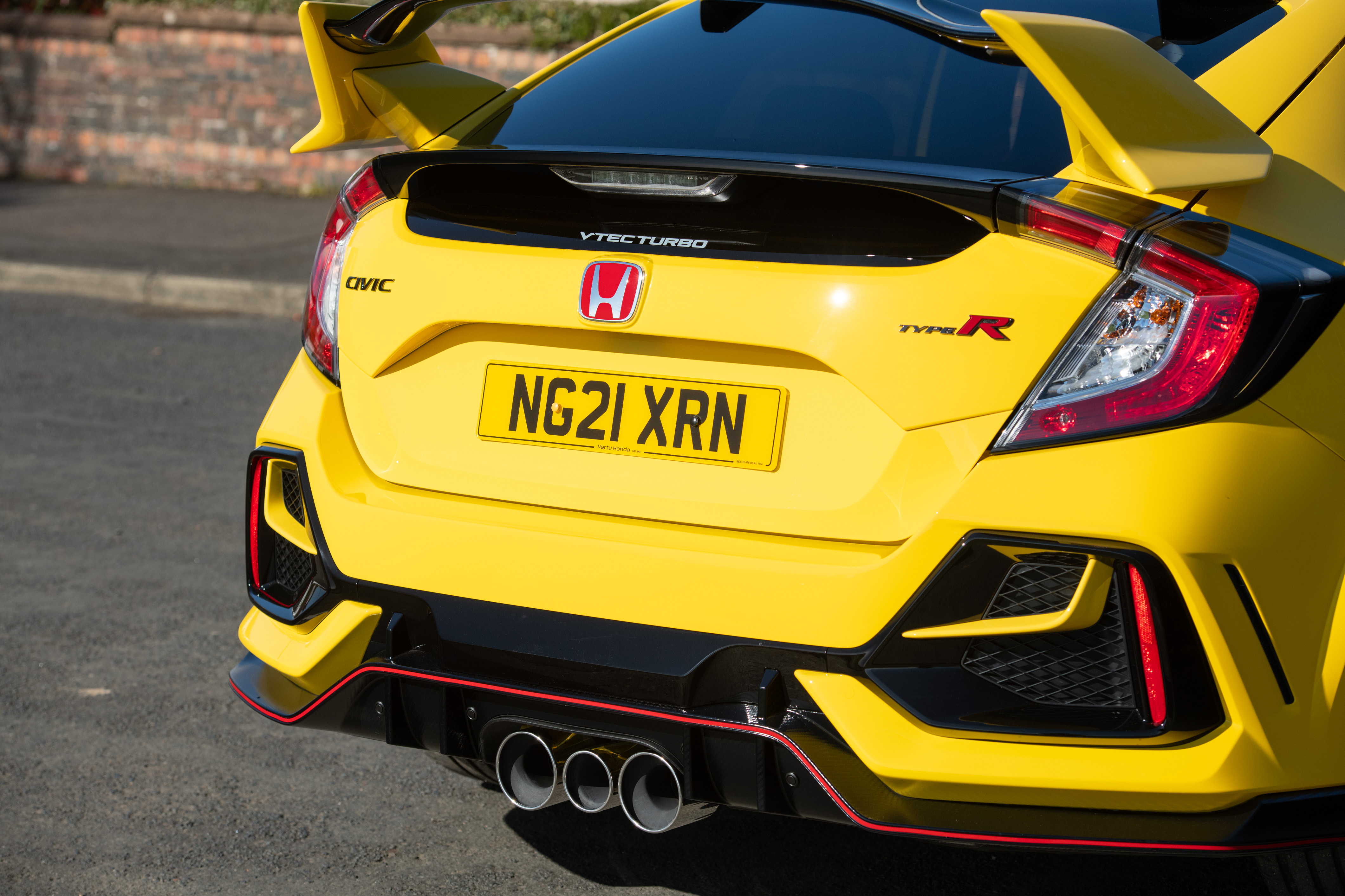 2021 HONDA CIVIC TYPE R LIMITED EDITION - 84 MILES