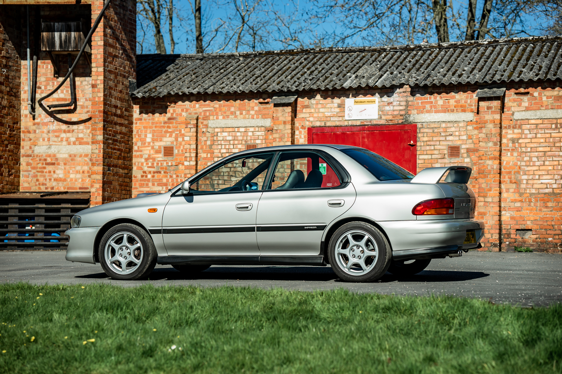 2000 SUBARU IMPREZA TURBO 2000 - 26,700 MILES