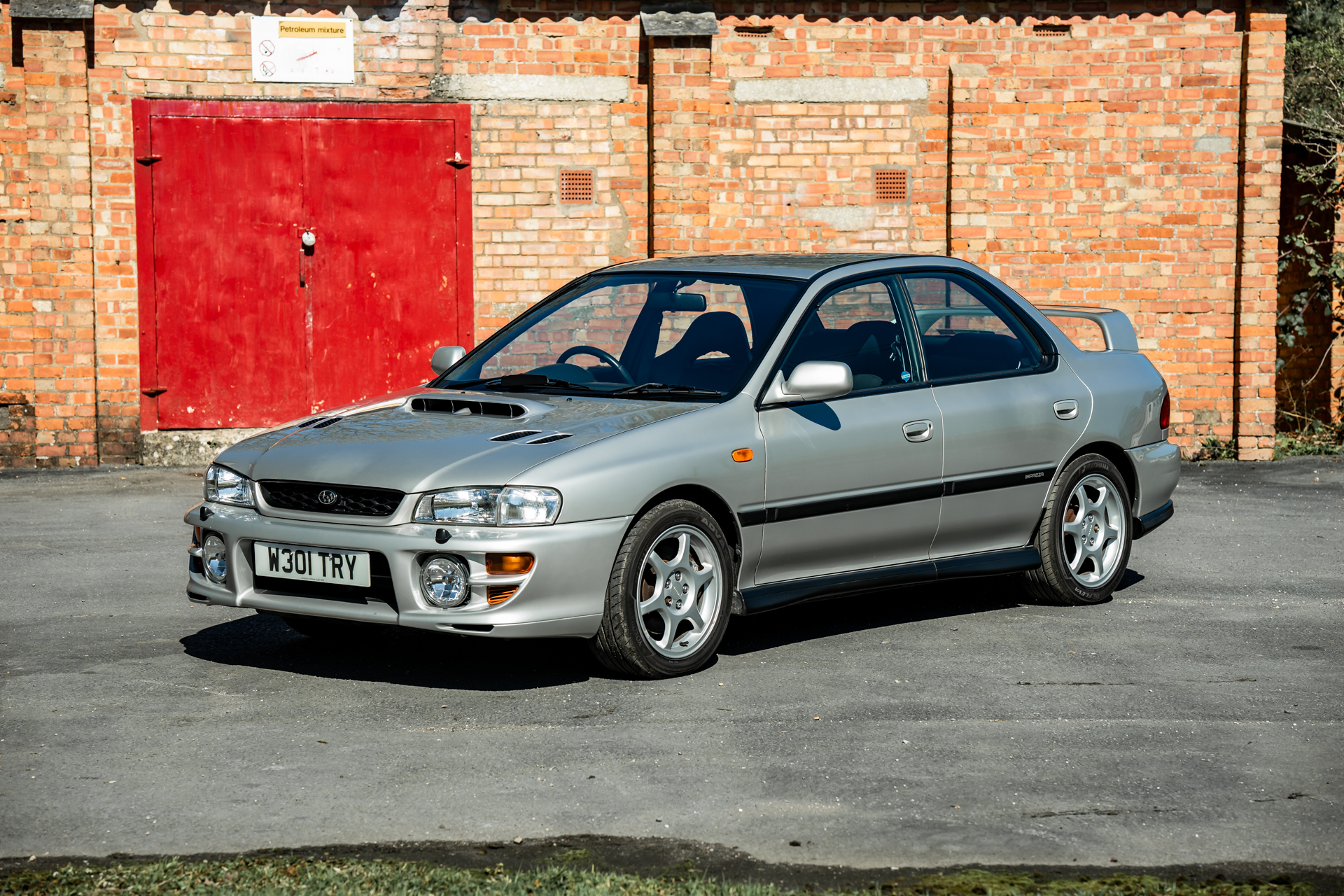 2000 SUBARU IMPREZA TURBO 2000 - 26,700 MILES