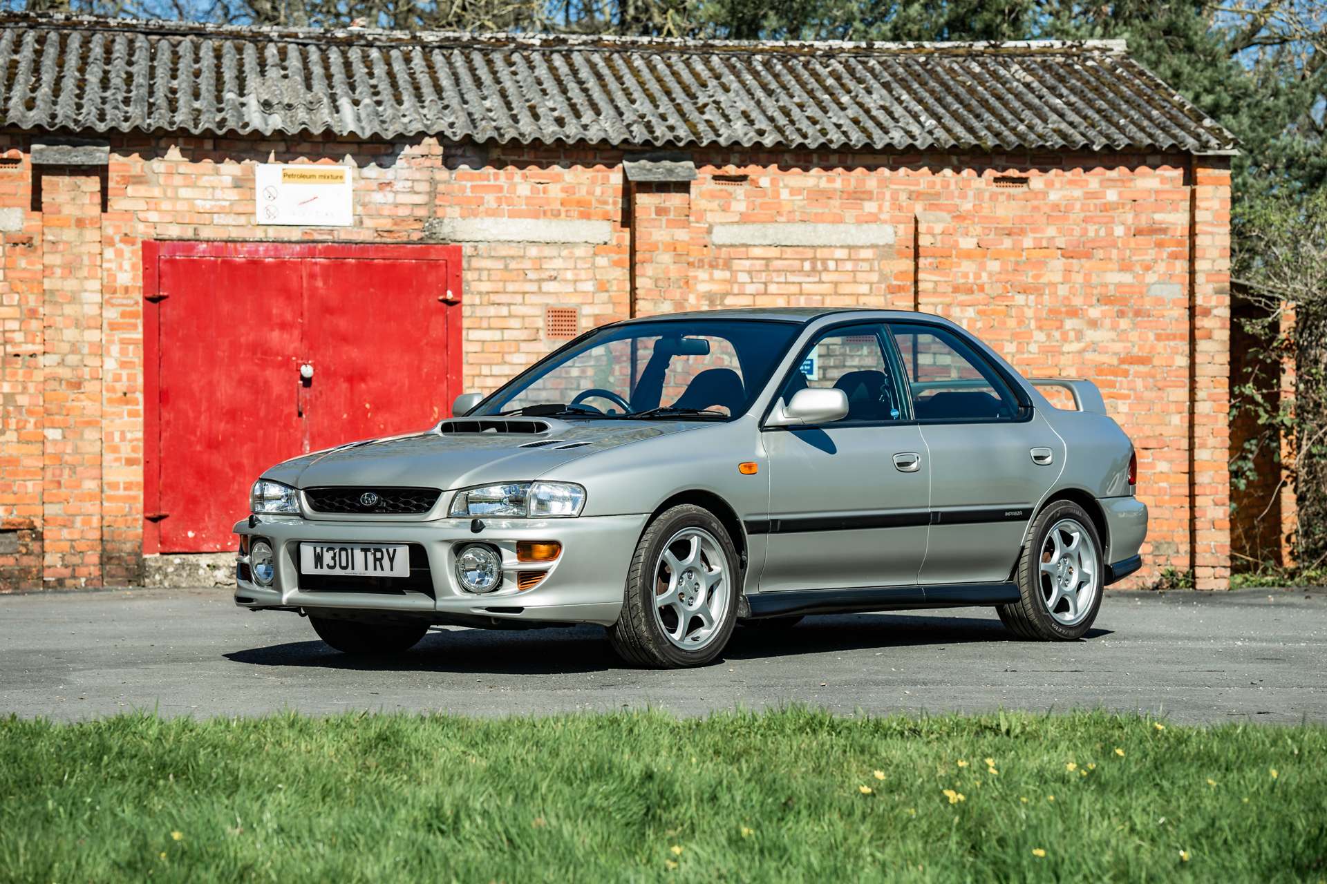 2000 SUBARU IMPREZA TURBO 2000 - 26,700 MILES