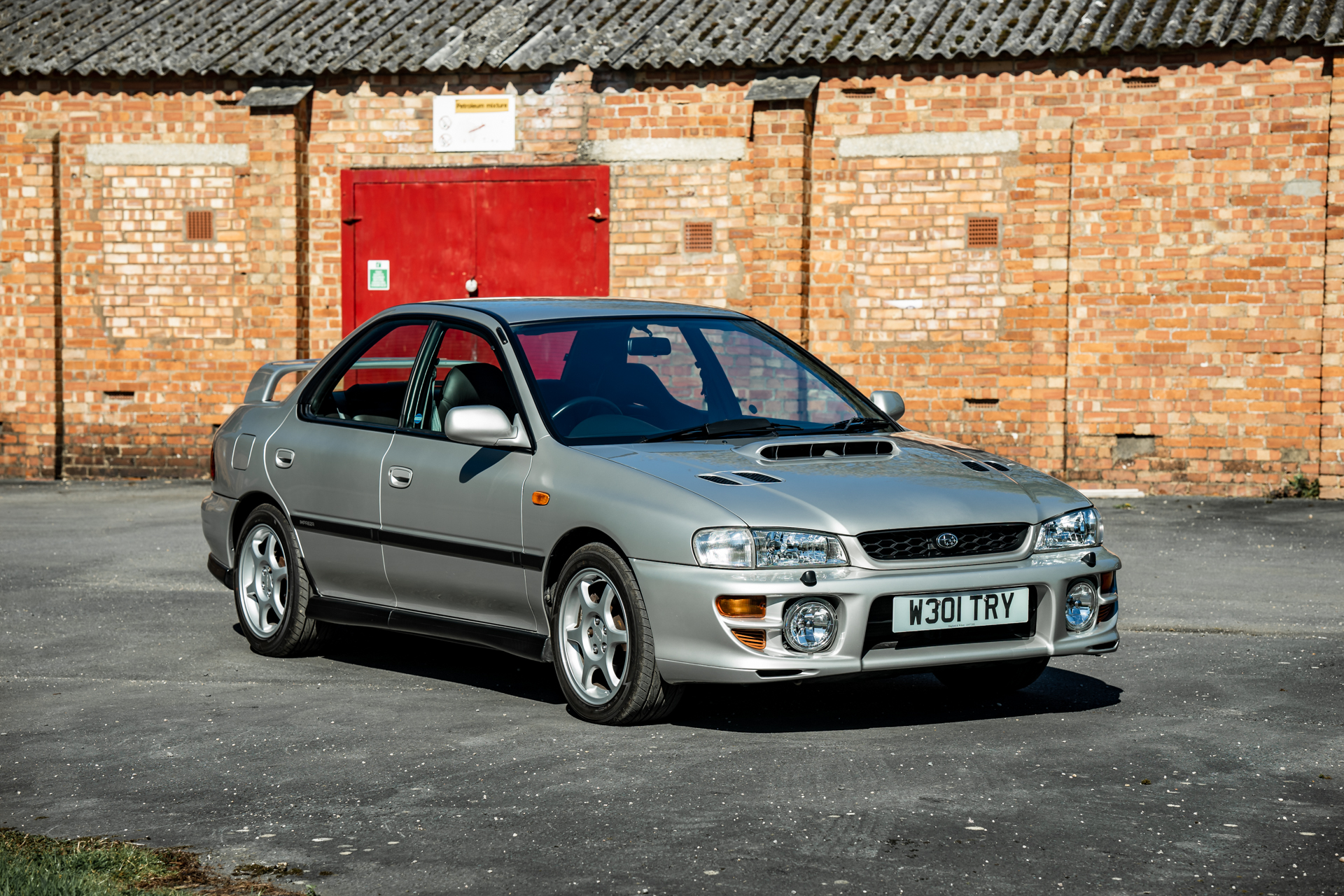 2000 SUBARU IMPREZA TURBO 2000 - 26,700 MILES