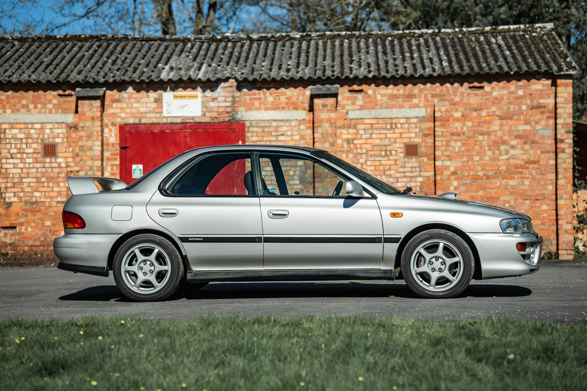 2000 SUBARU IMPREZA TURBO 2000 - 26,700 MILES