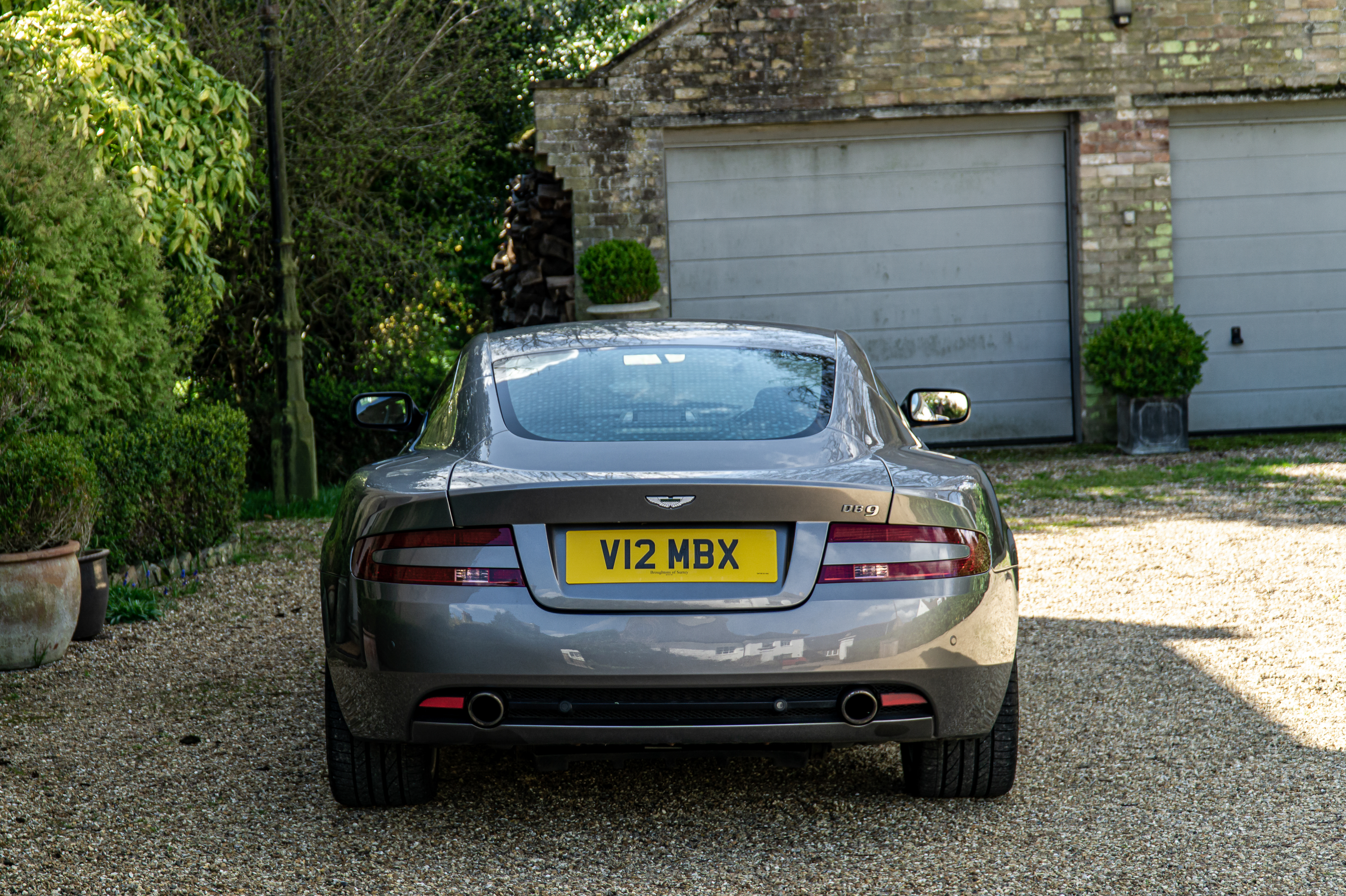 2005 ASTON MARTIN DB9