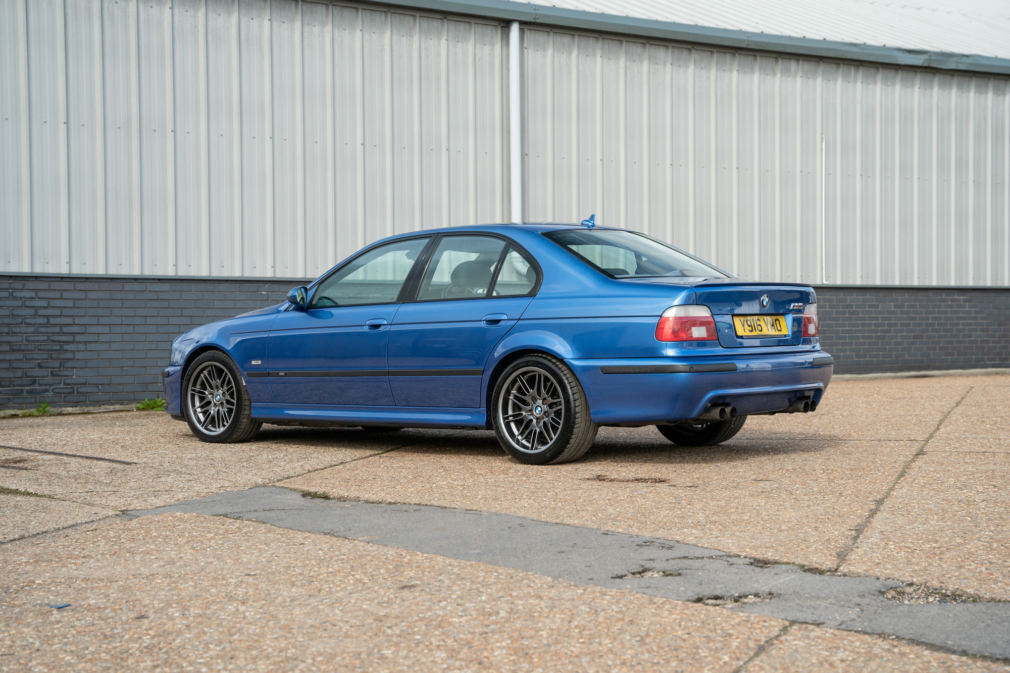 2001 BMW (E39) M5