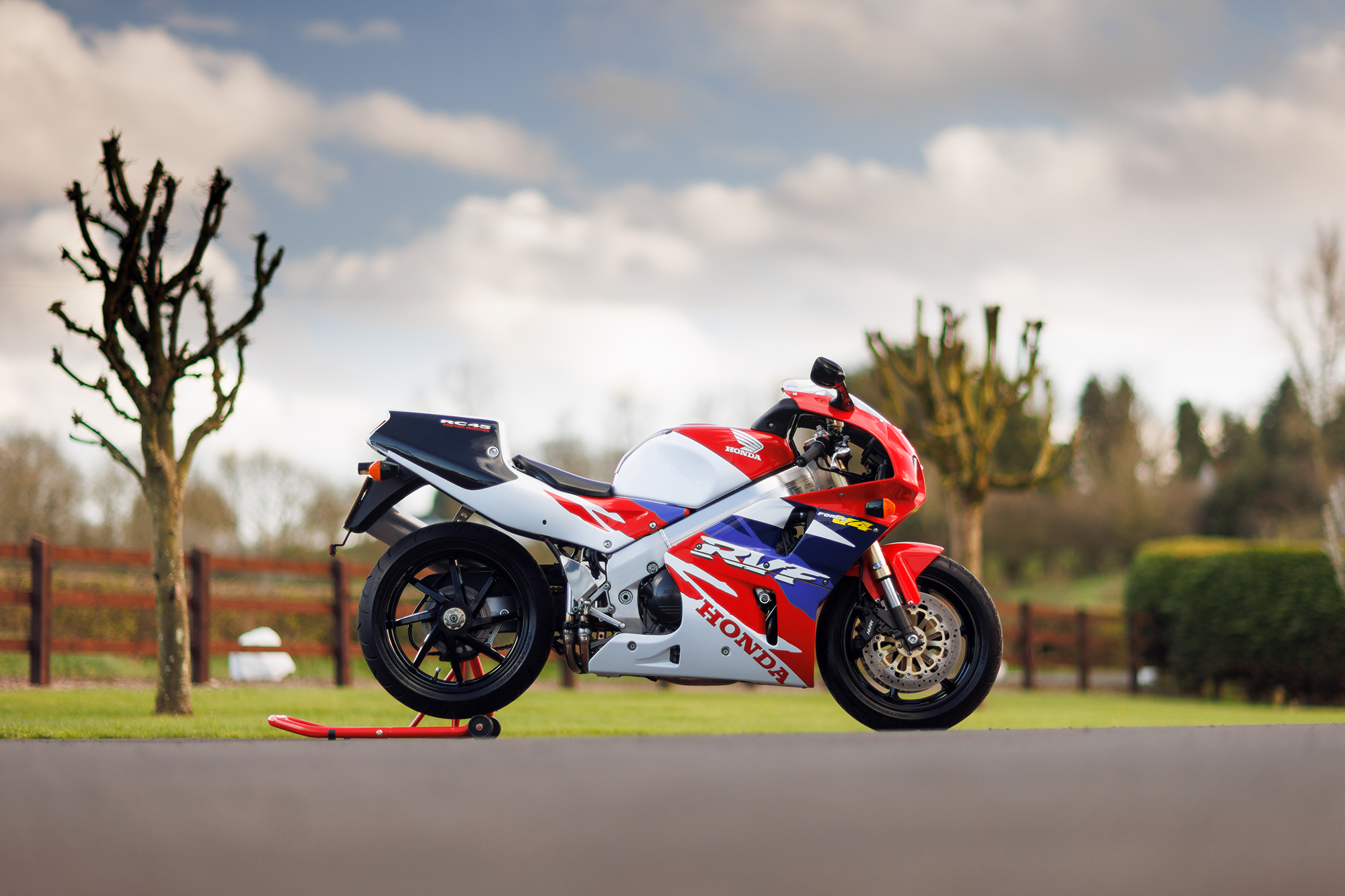 1999 HONDA RVF750 RC45