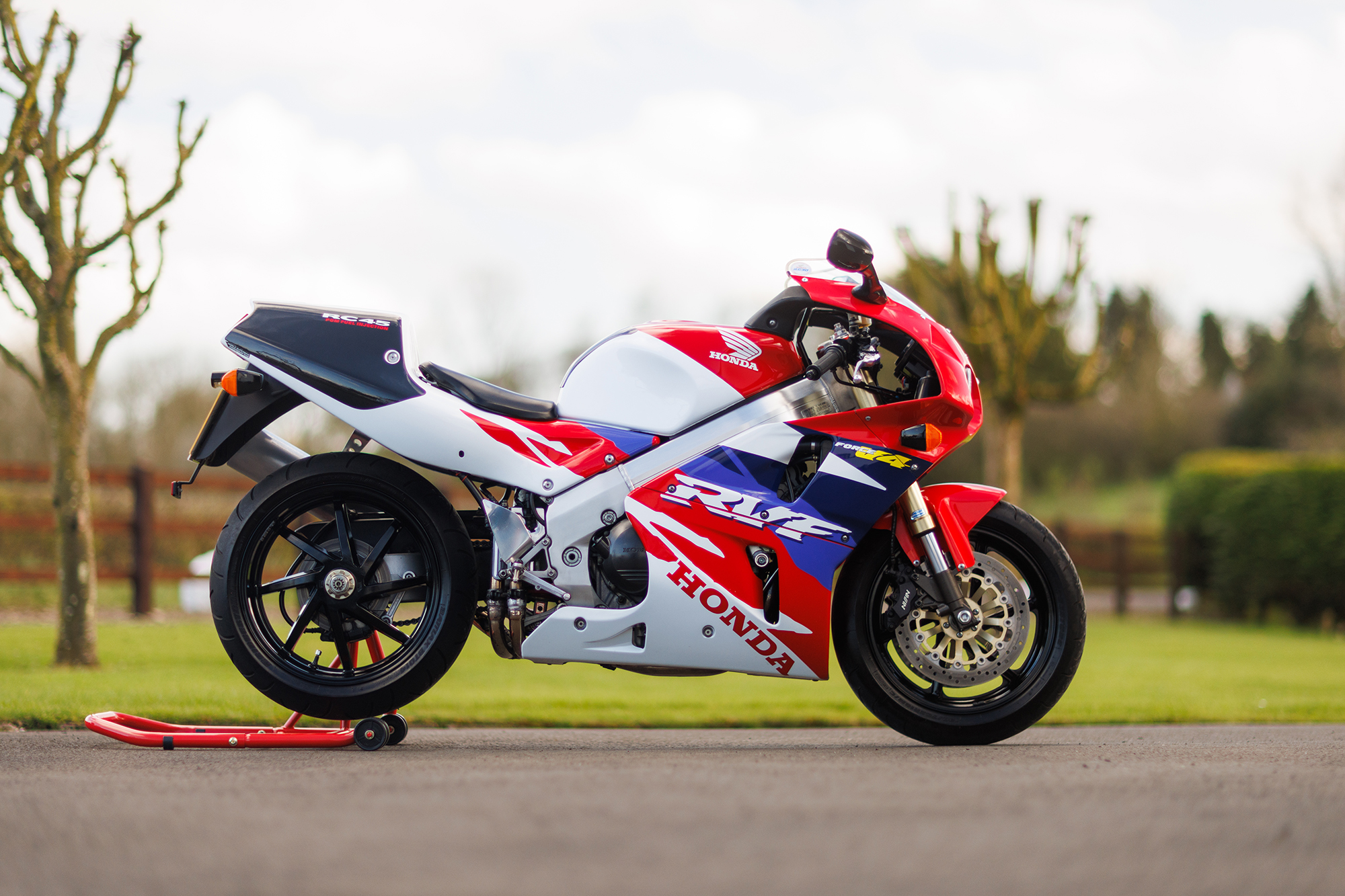 1999 HONDA RVF750 RC45