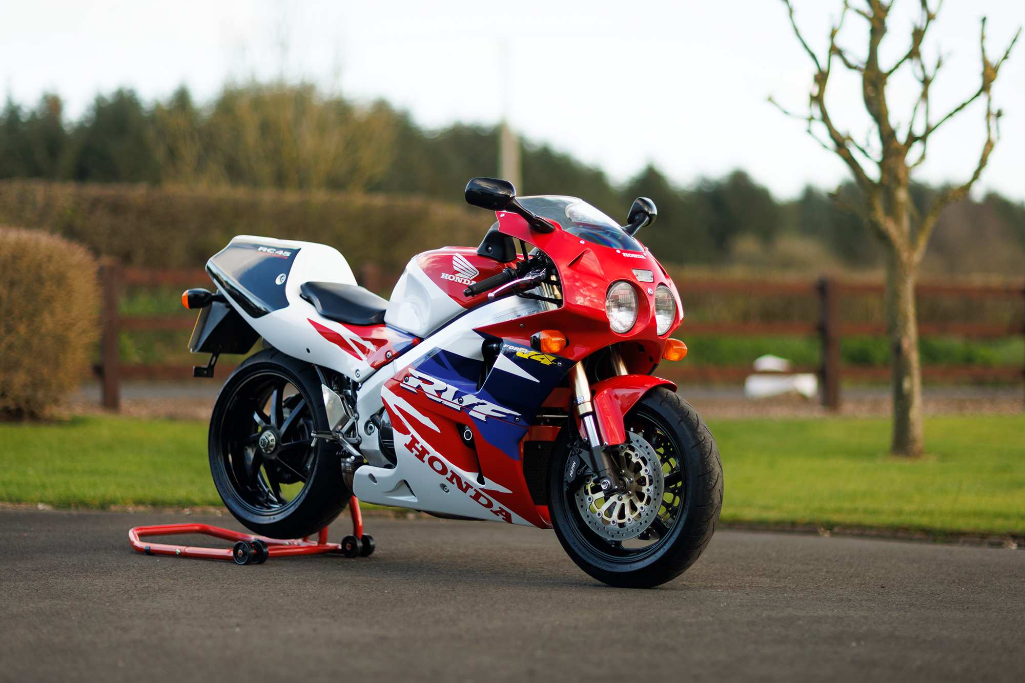 1999 HONDA RVF750 RC45