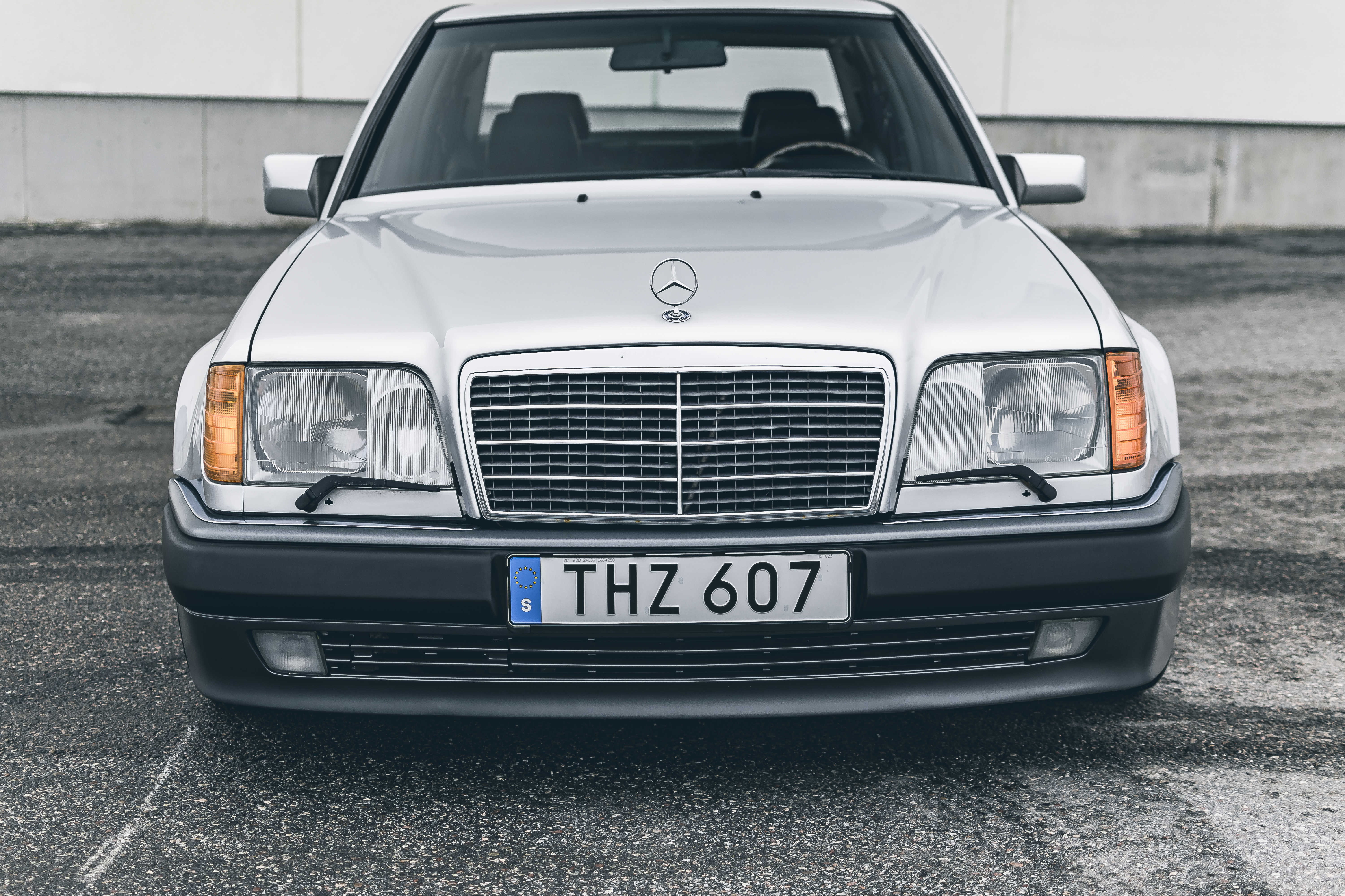 1992 MERCEDES-BENZ (W124) 500E