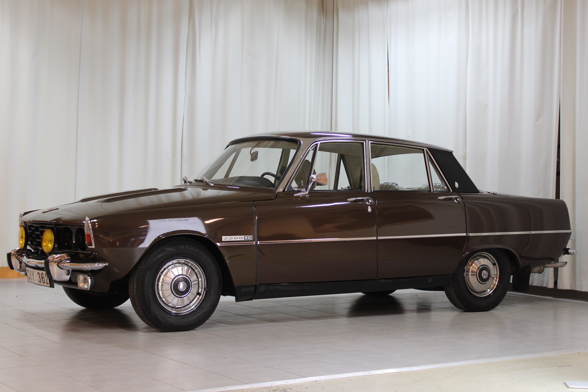 1975 ROVER 2200 TC