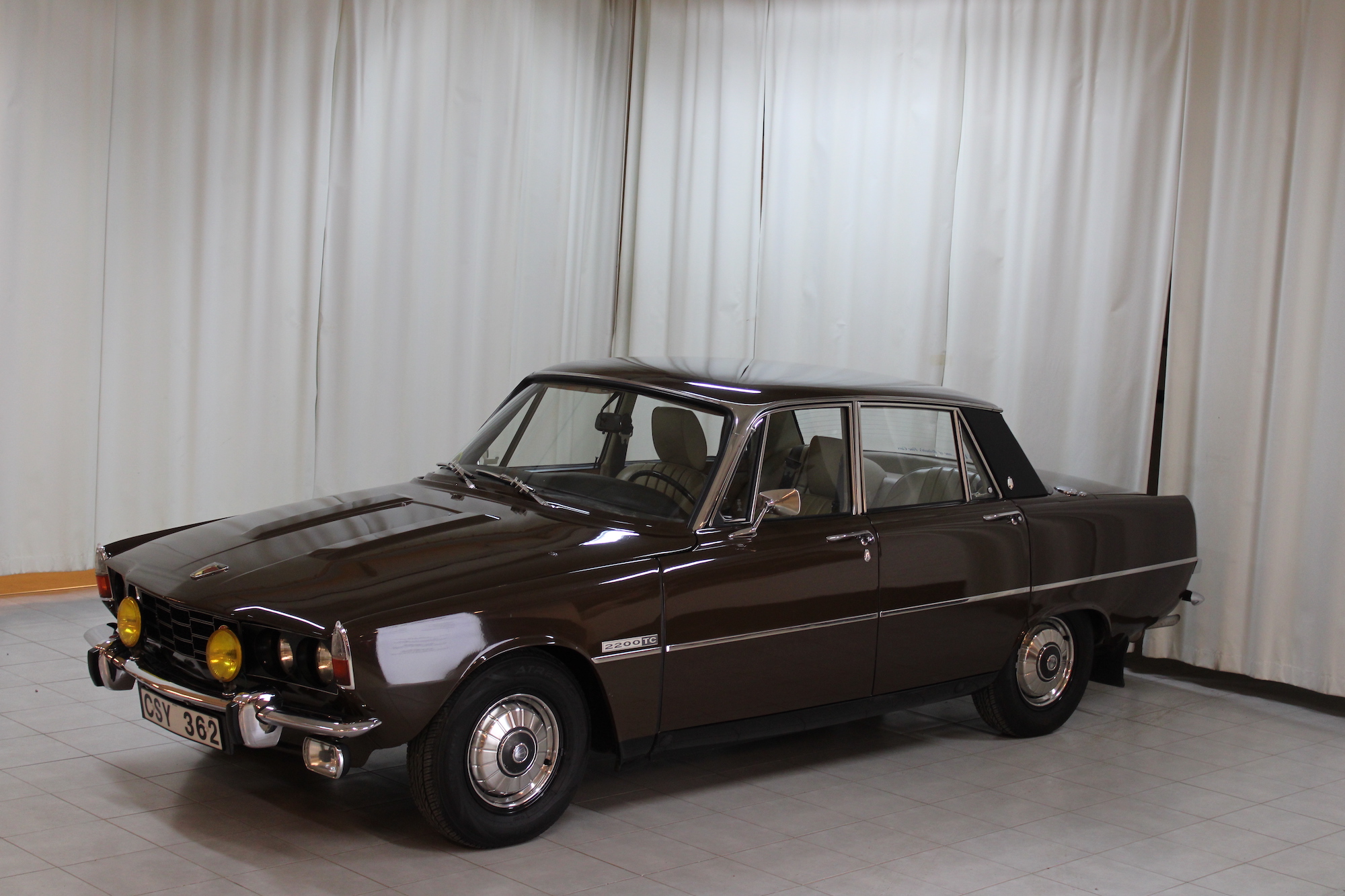 1975 ROVER 2200 TC