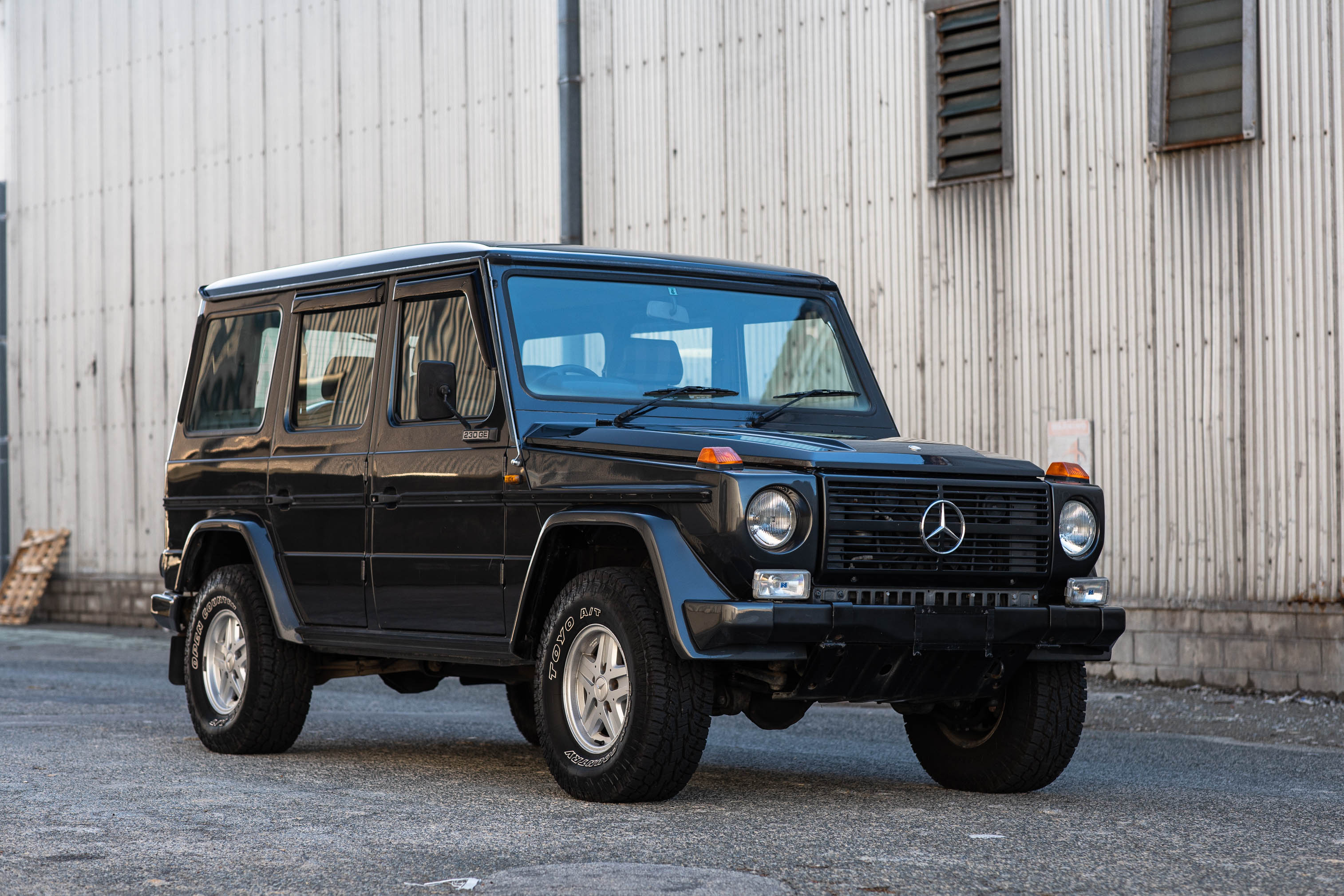 1990 MERCEDES-BENZ (W460) 230GE