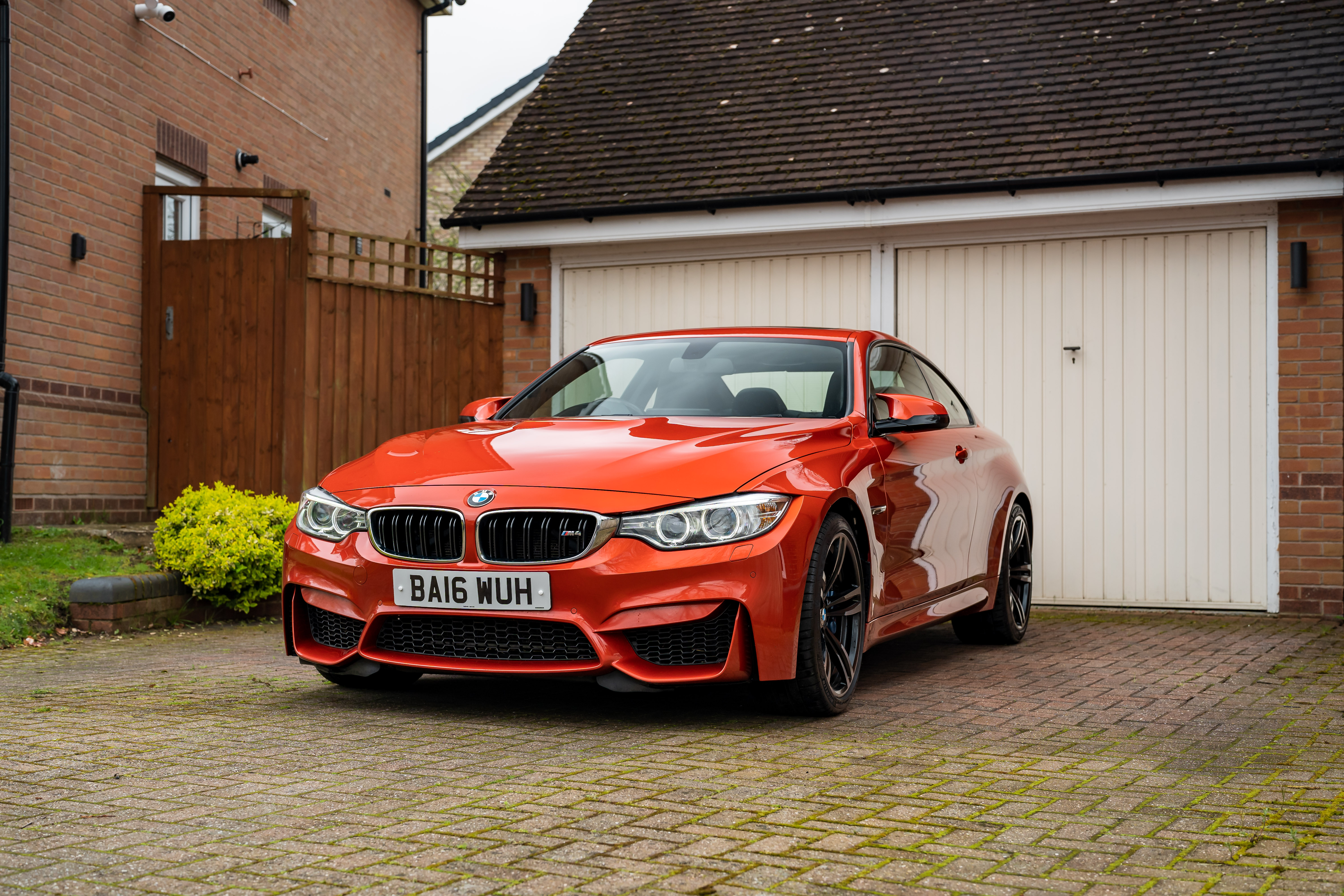 2016 BMW (F82) M4