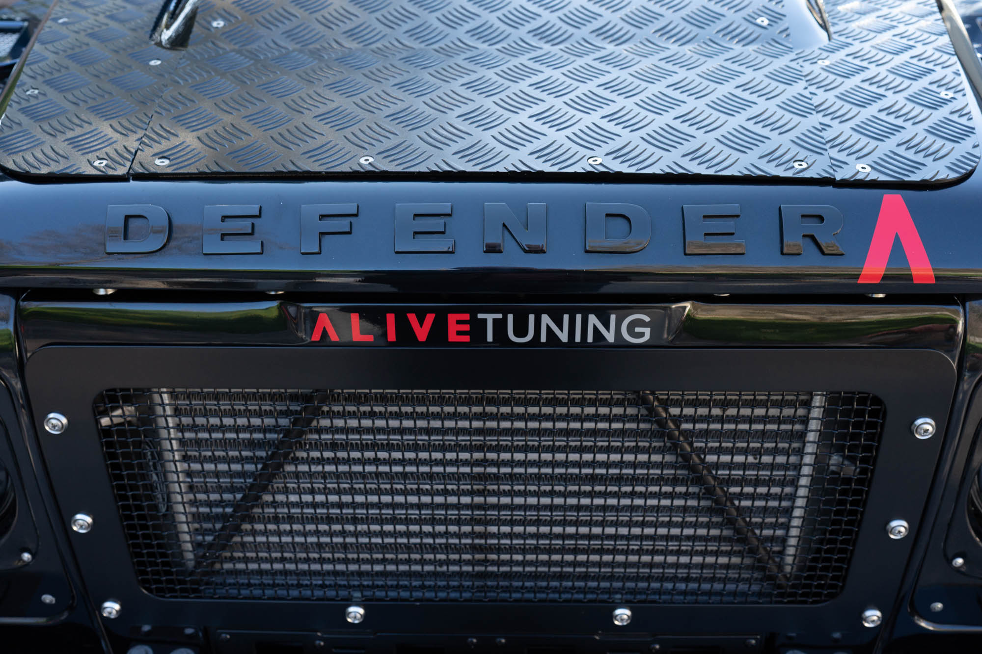 2011 LAND ROVER DEFENDER 90 - ALIVE TUNING