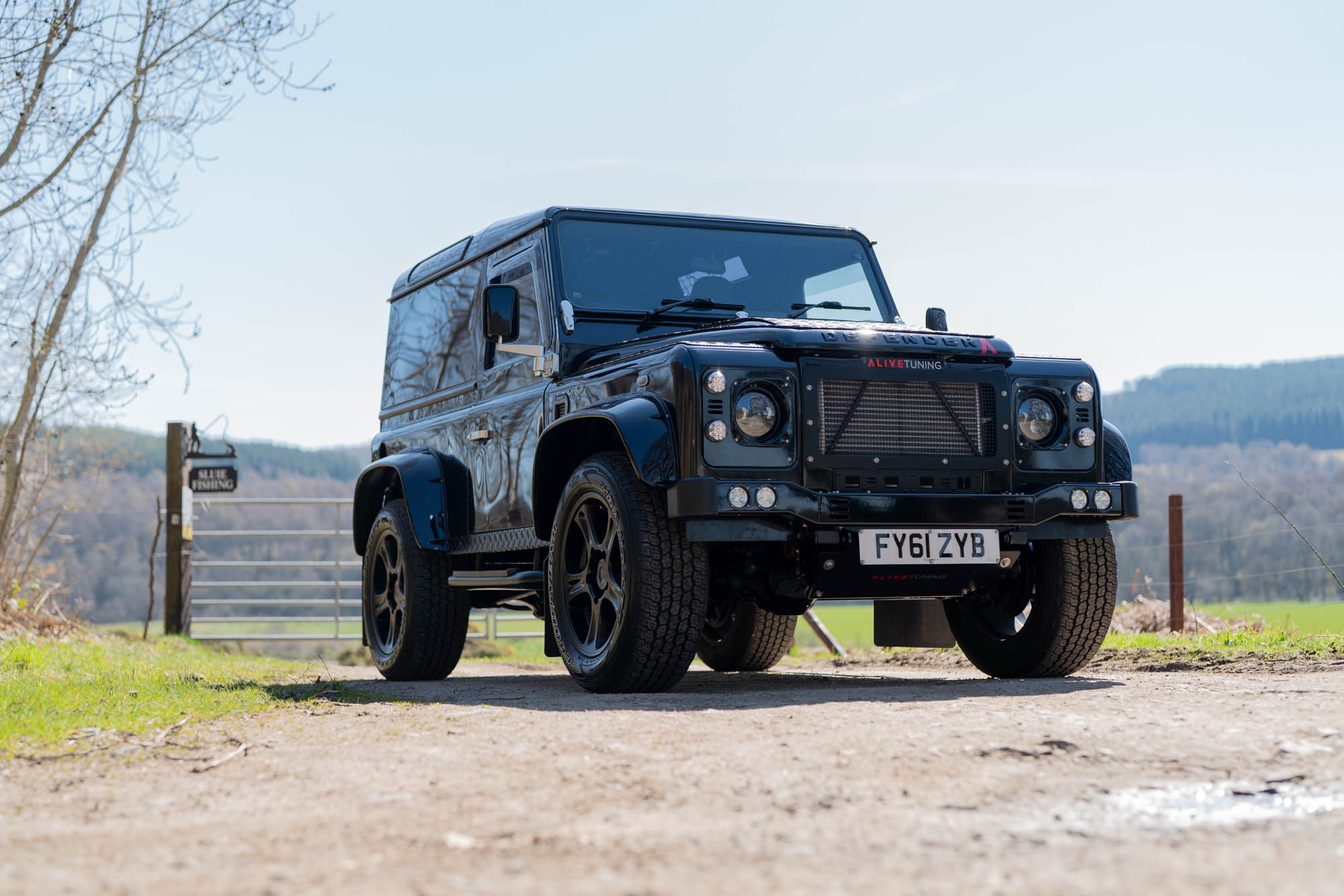 2011 LAND ROVER DEFENDER 90 - ALIVE TUNING