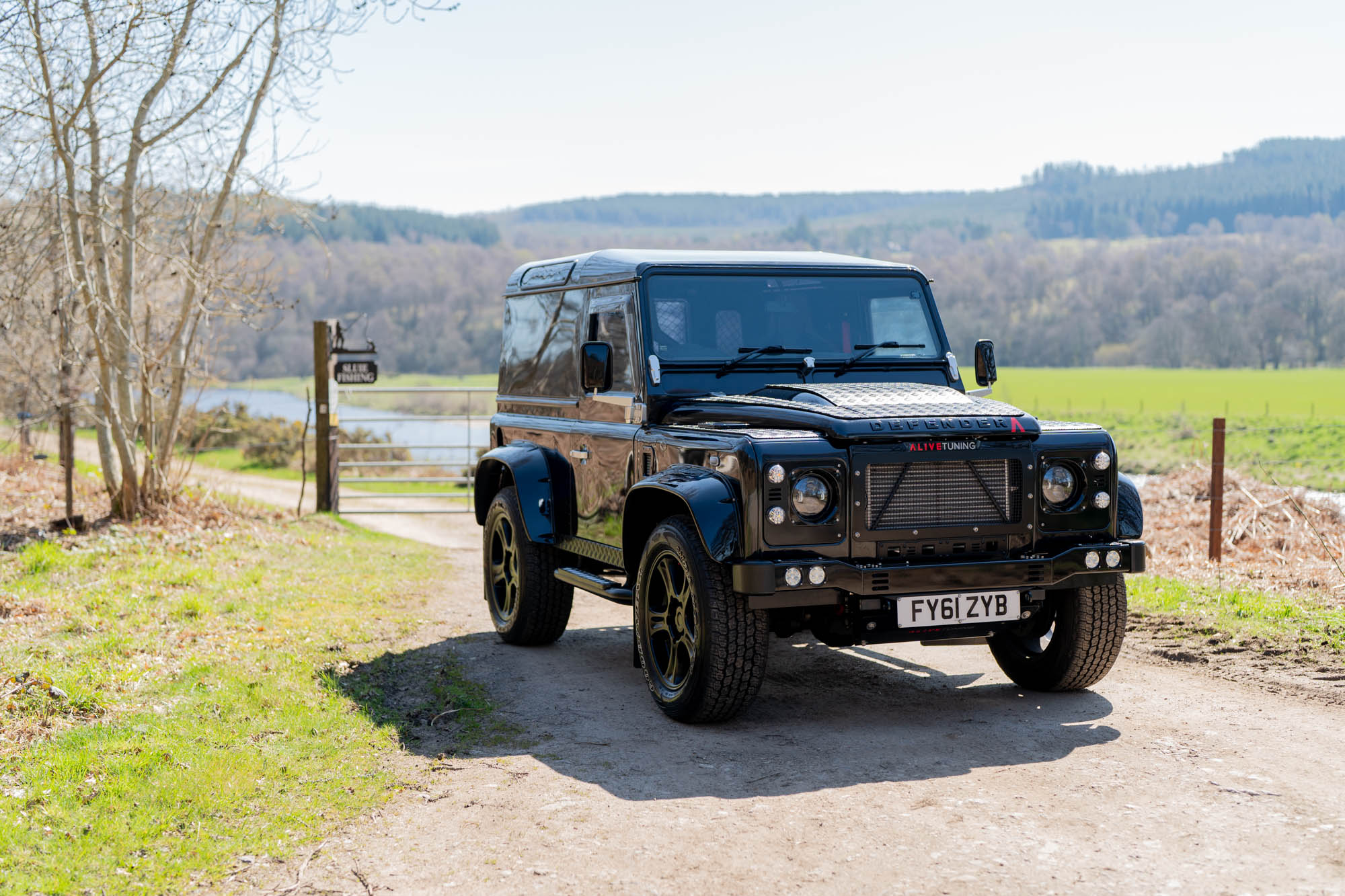 2011 LAND ROVER DEFENDER 90 - ALIVE TUNING