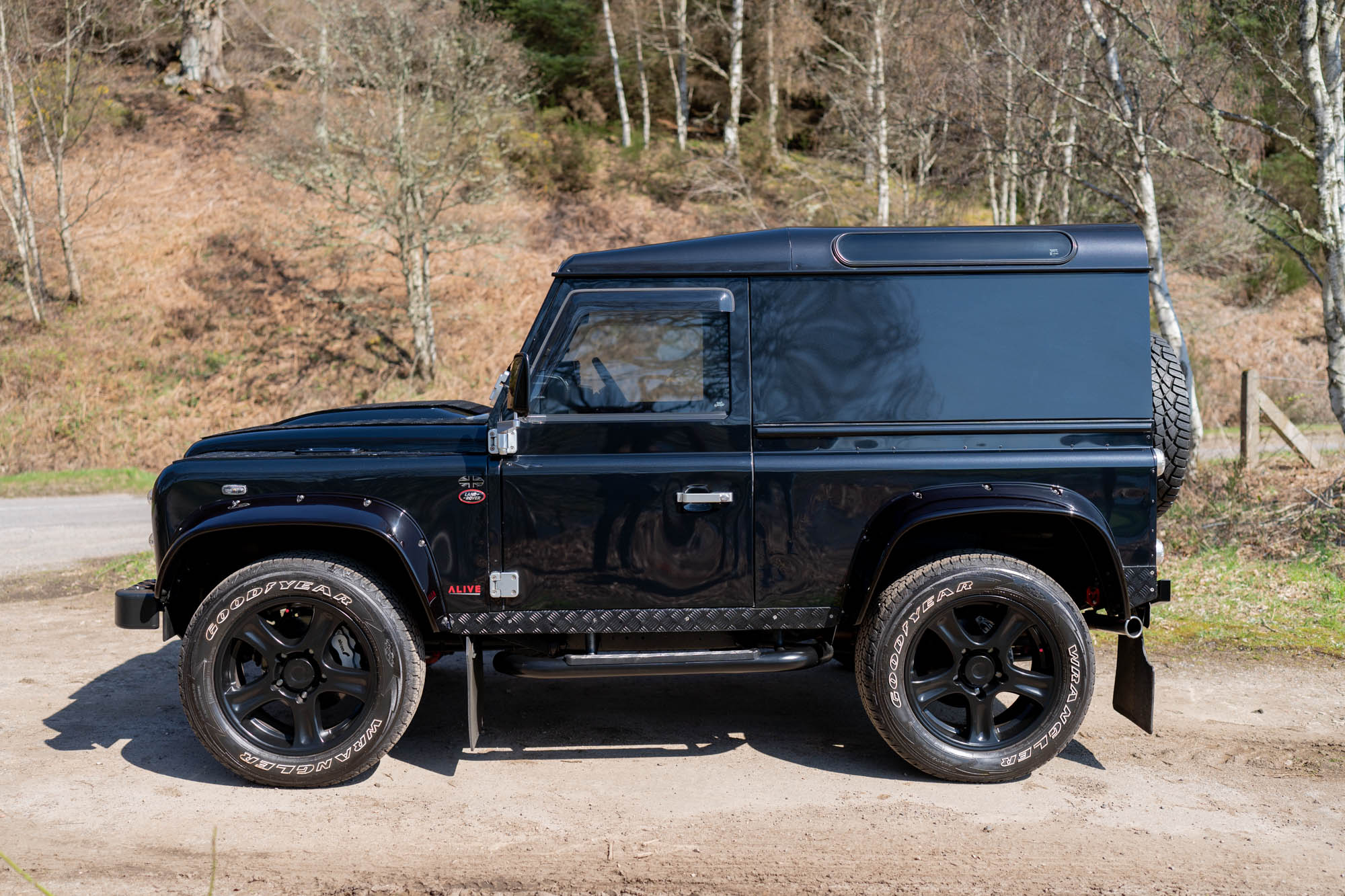 2011 LAND ROVER DEFENDER 90 - ALIVE TUNING