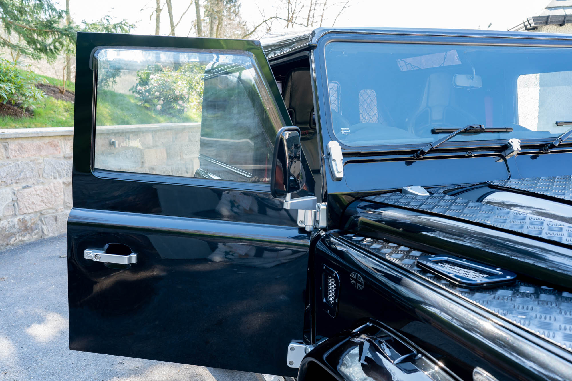 2011 LAND ROVER DEFENDER 90 - ALIVE TUNING