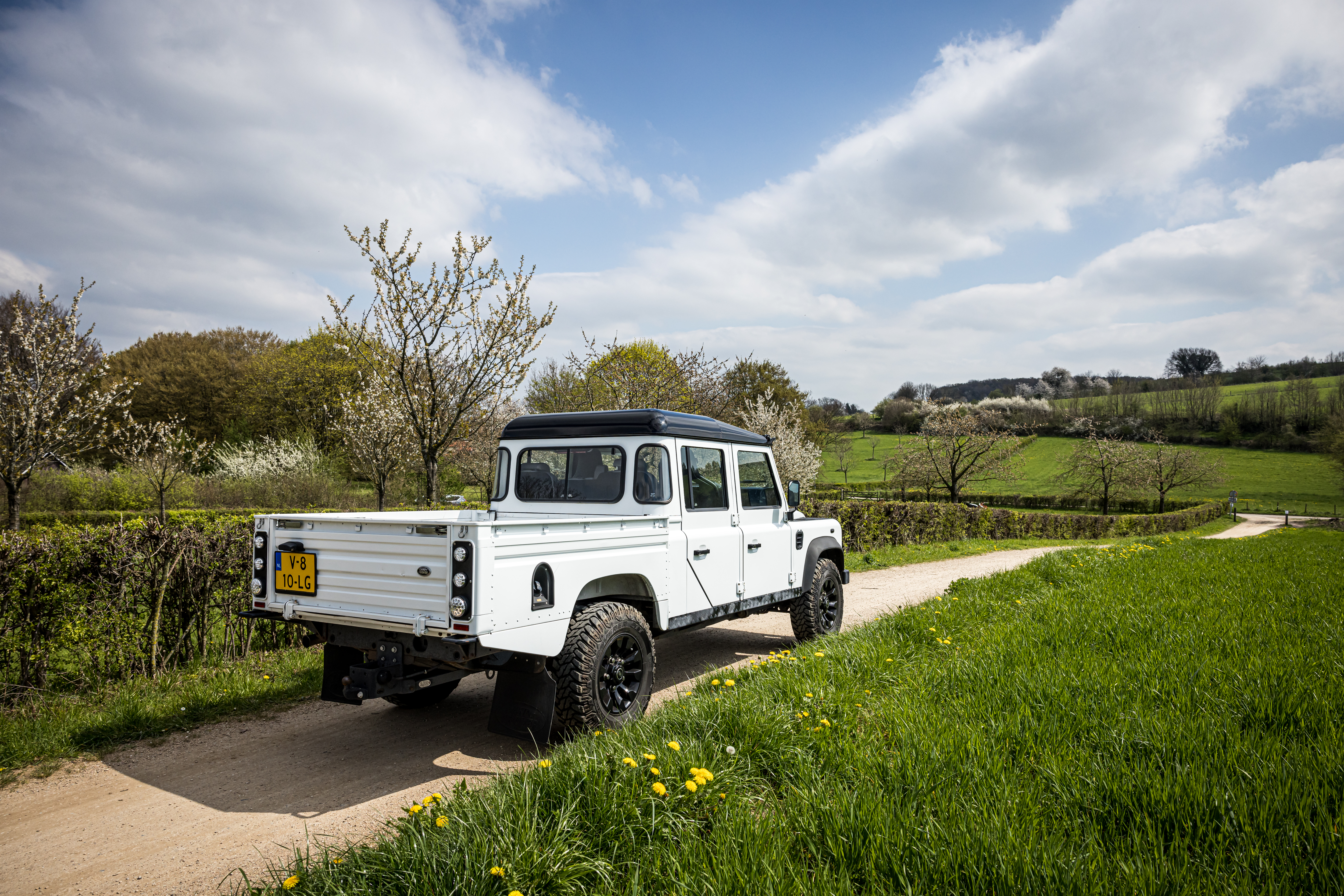 2014 LAND ROVER DEFENDER 130 DOUBLE CAB PICK UP