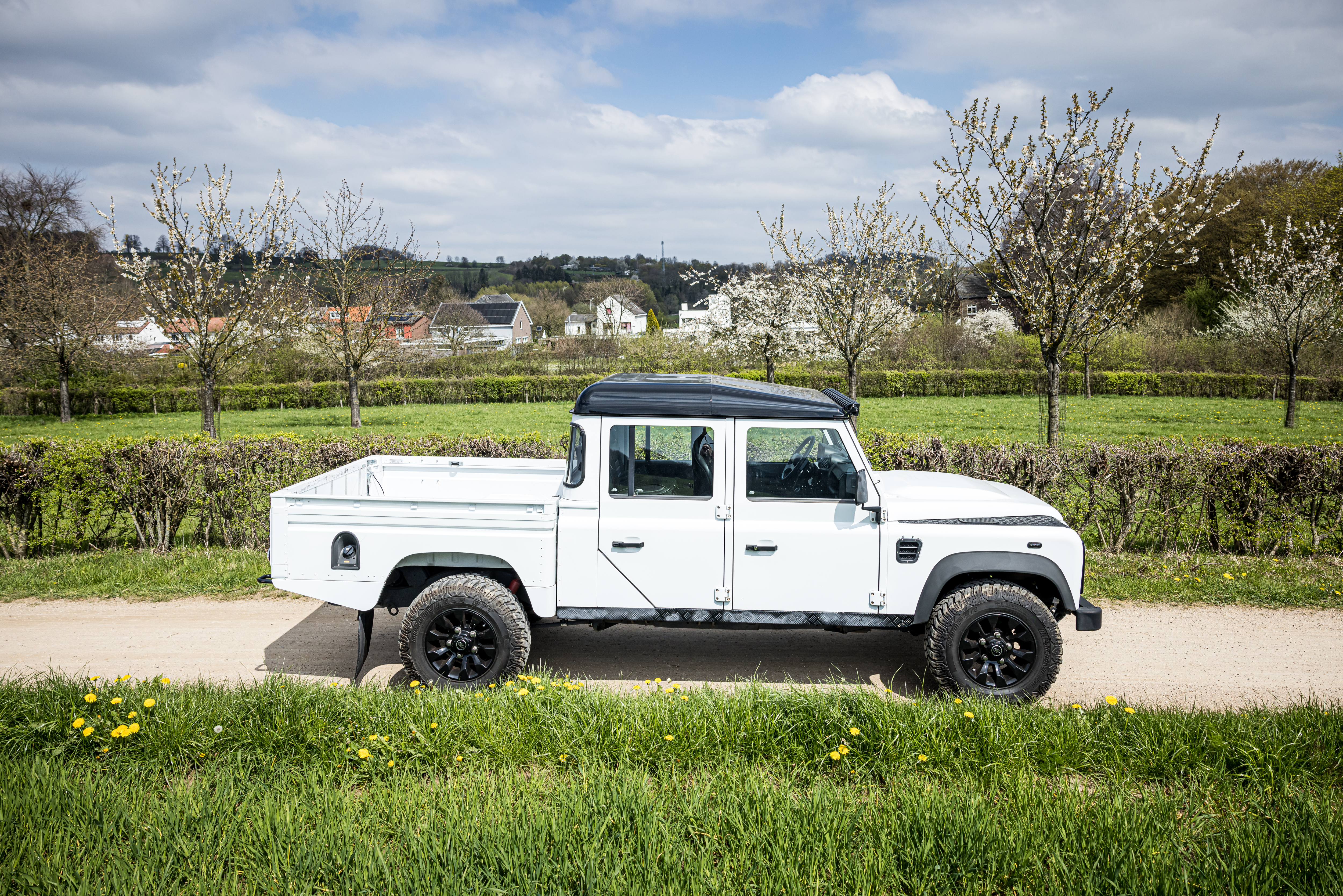 2014 LAND ROVER DEFENDER 130 DOUBLE CAB PICK UP for sale by auction in ...