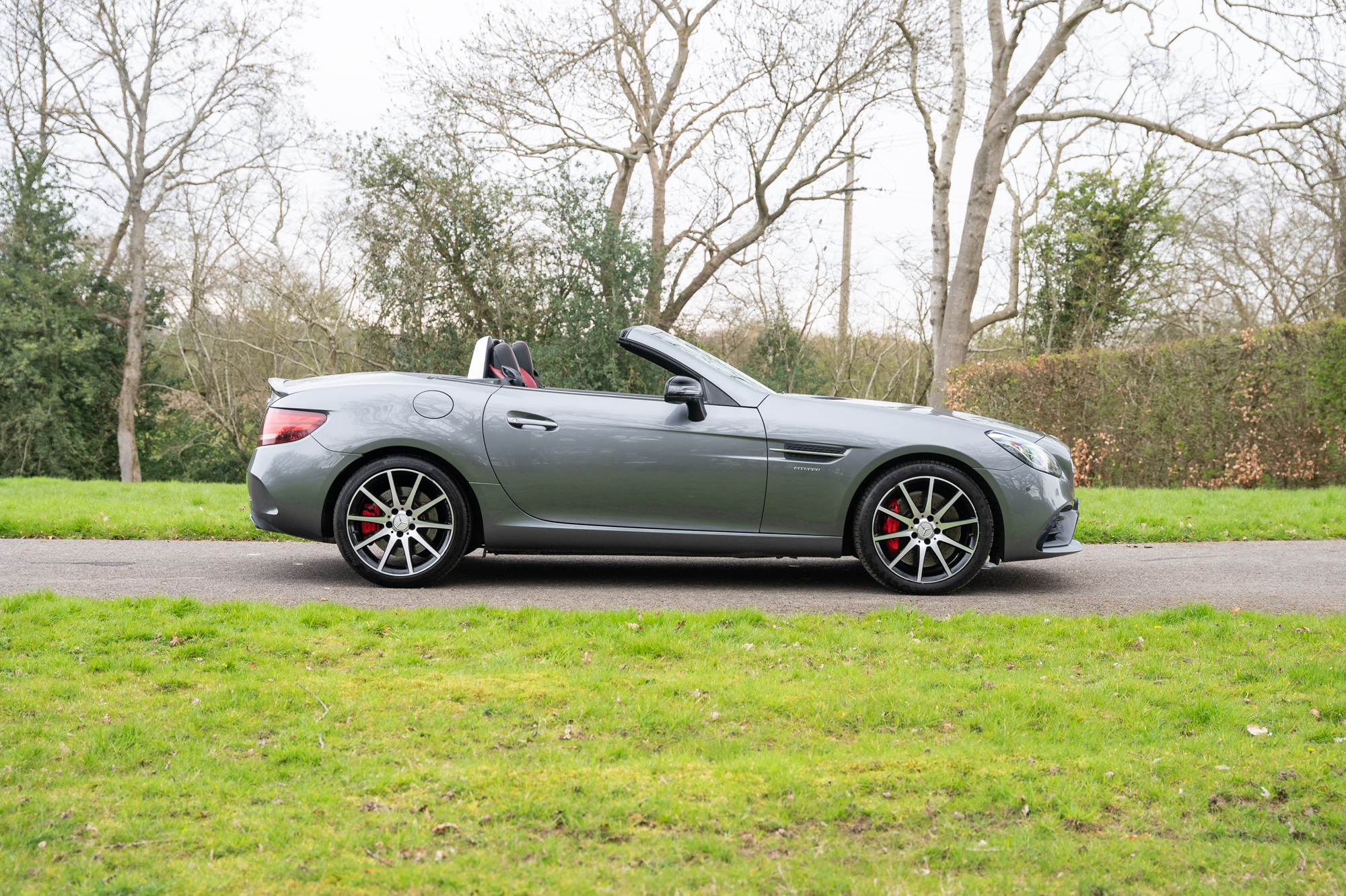 2018 MERCEDES-AMG SLC 43