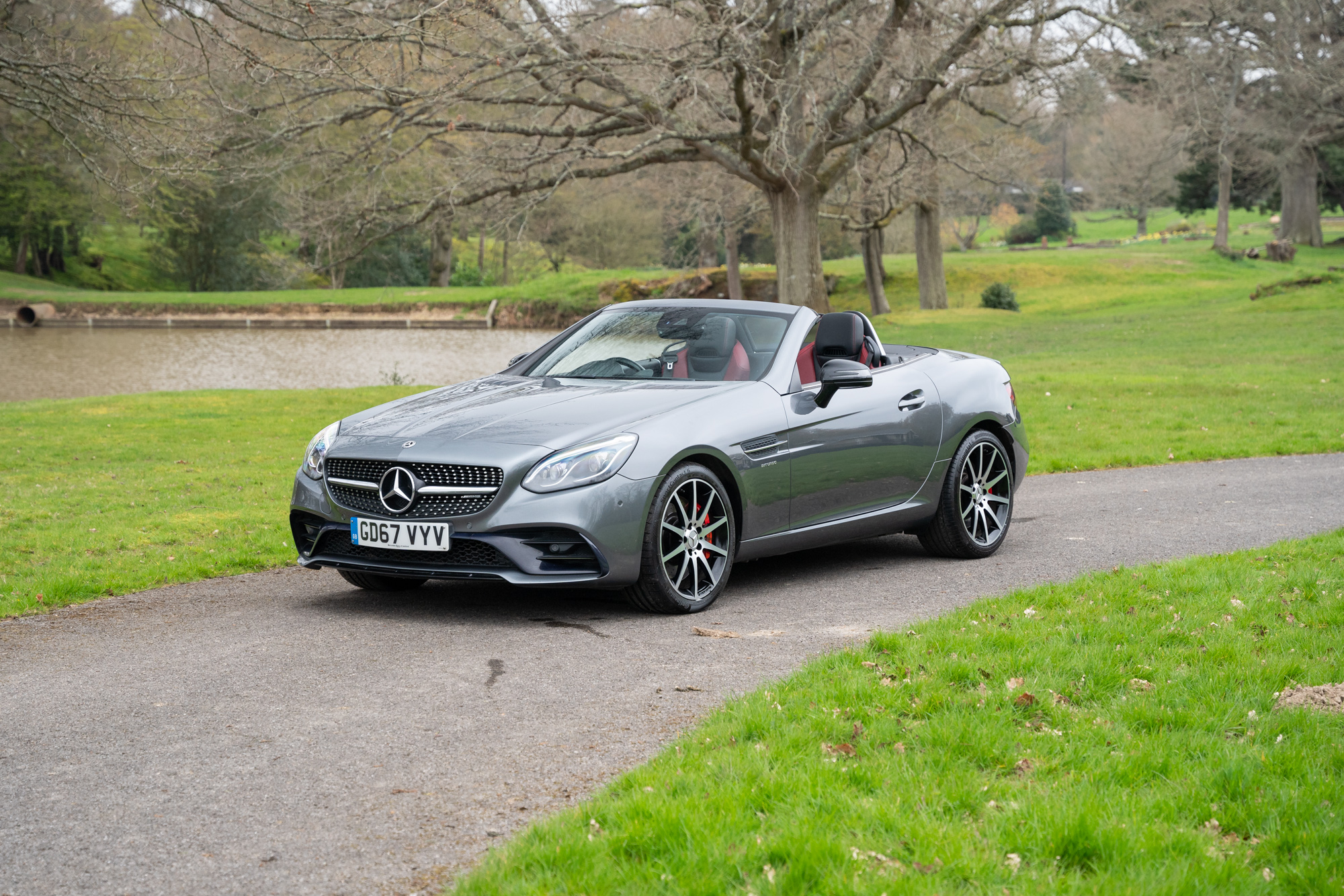 2018 MERCEDES-AMG SLC 43