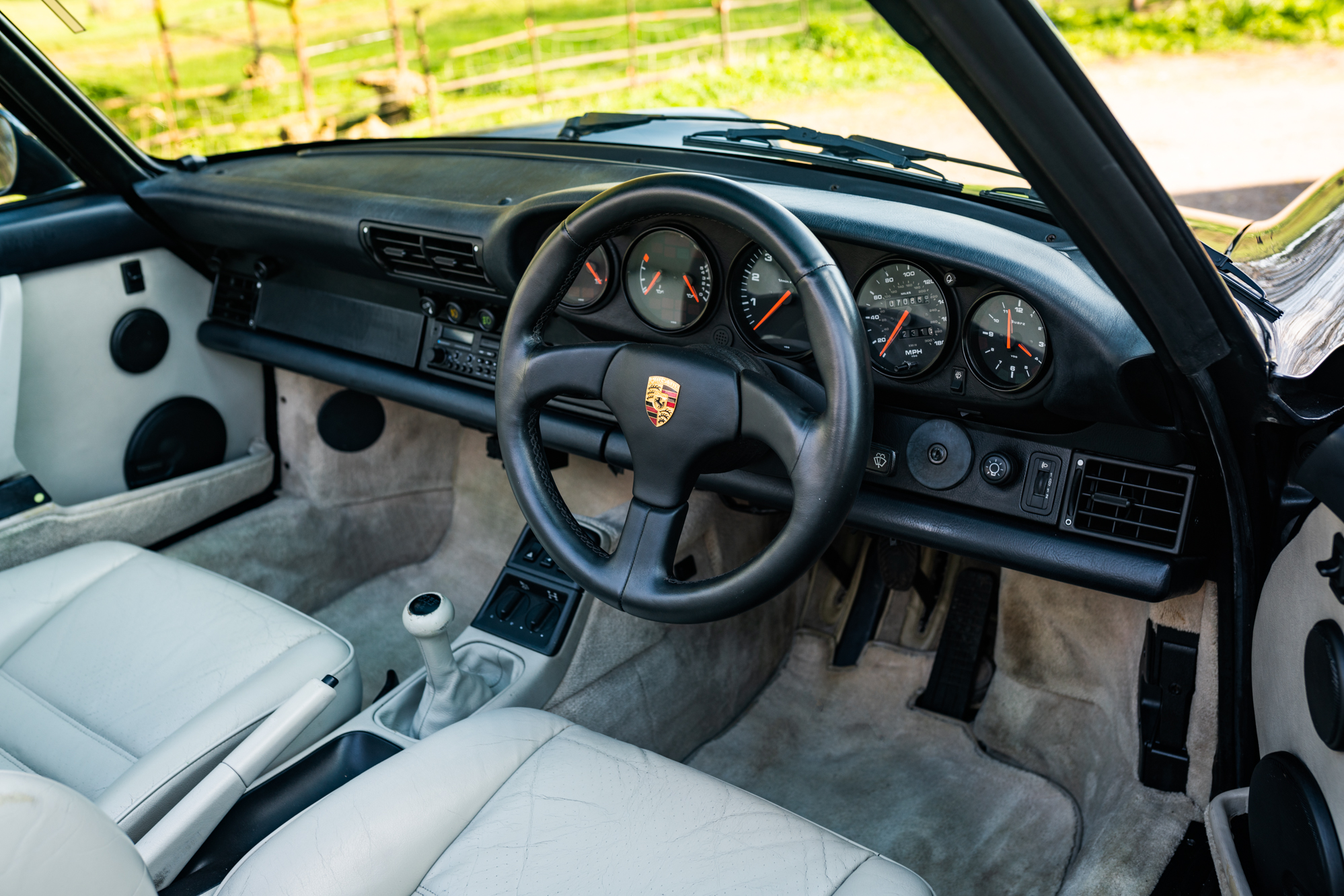 1990 PORSCHE 911 (964) CARRERA 4 CABRIOLET