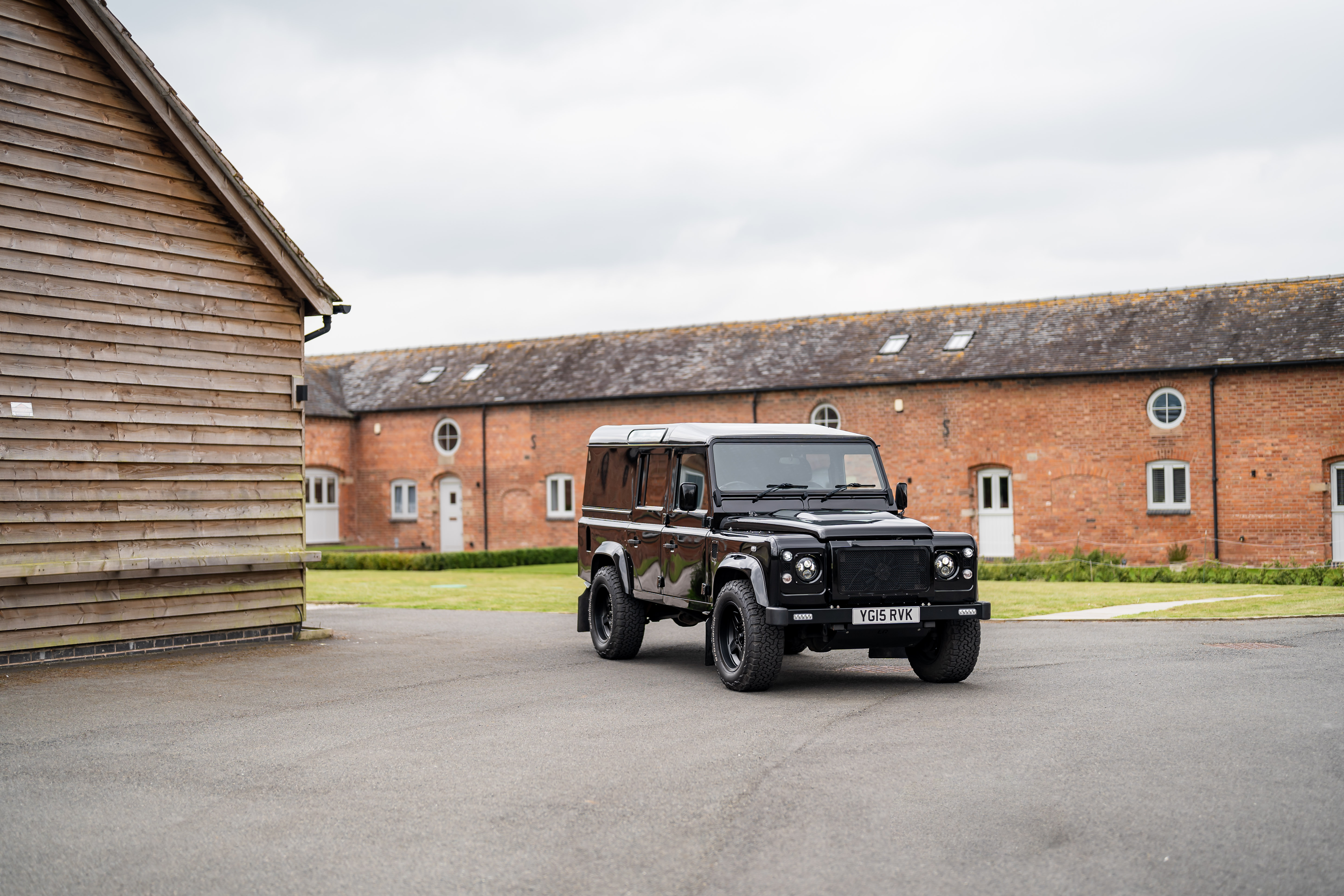 2015 LAND ROVER DEFENDER 110 XS UTILITY 'TWISTED'