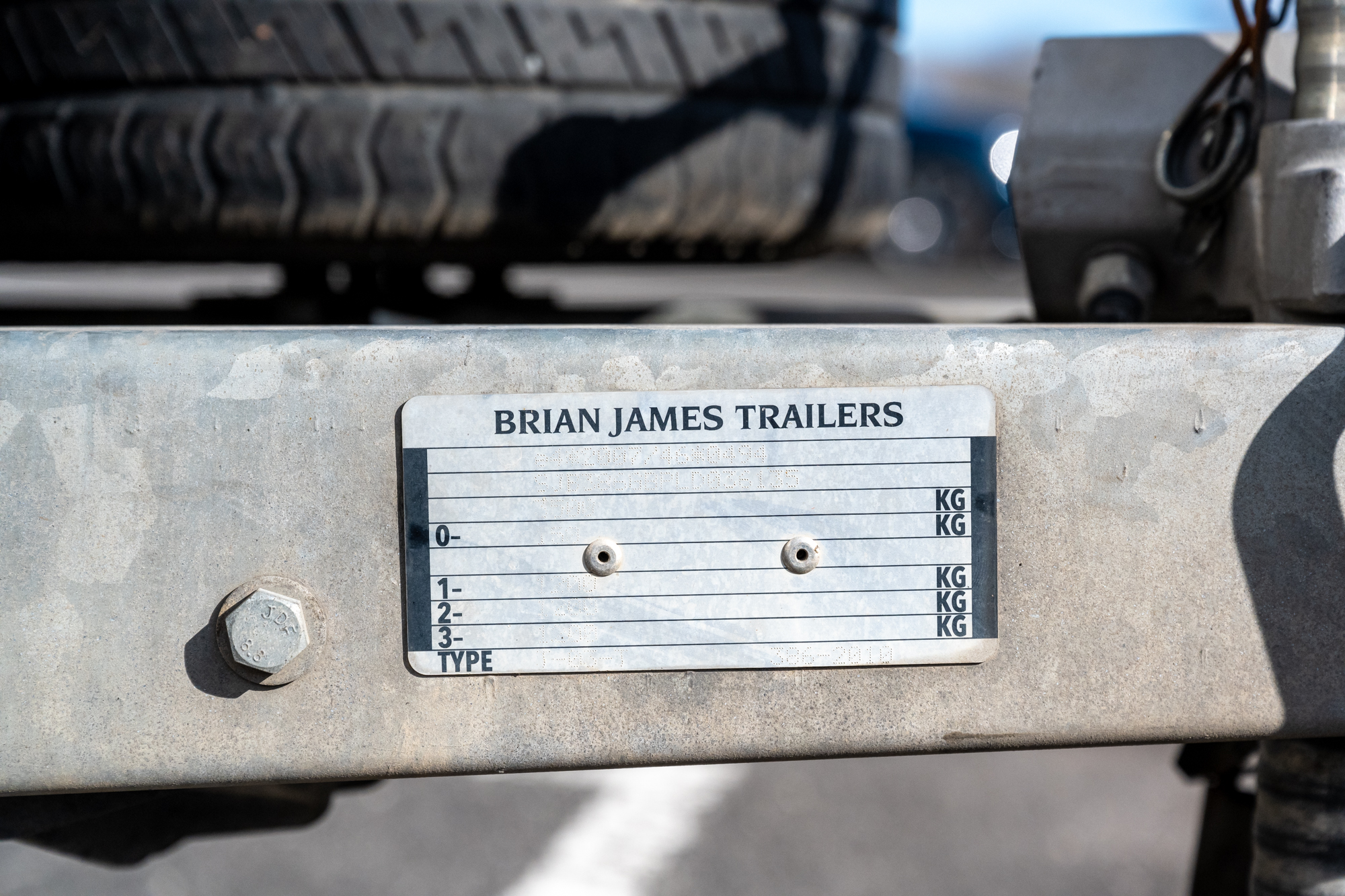 BRIAN JAMES TRAILERS RACE TRANSPORTER 6 - VAT Q