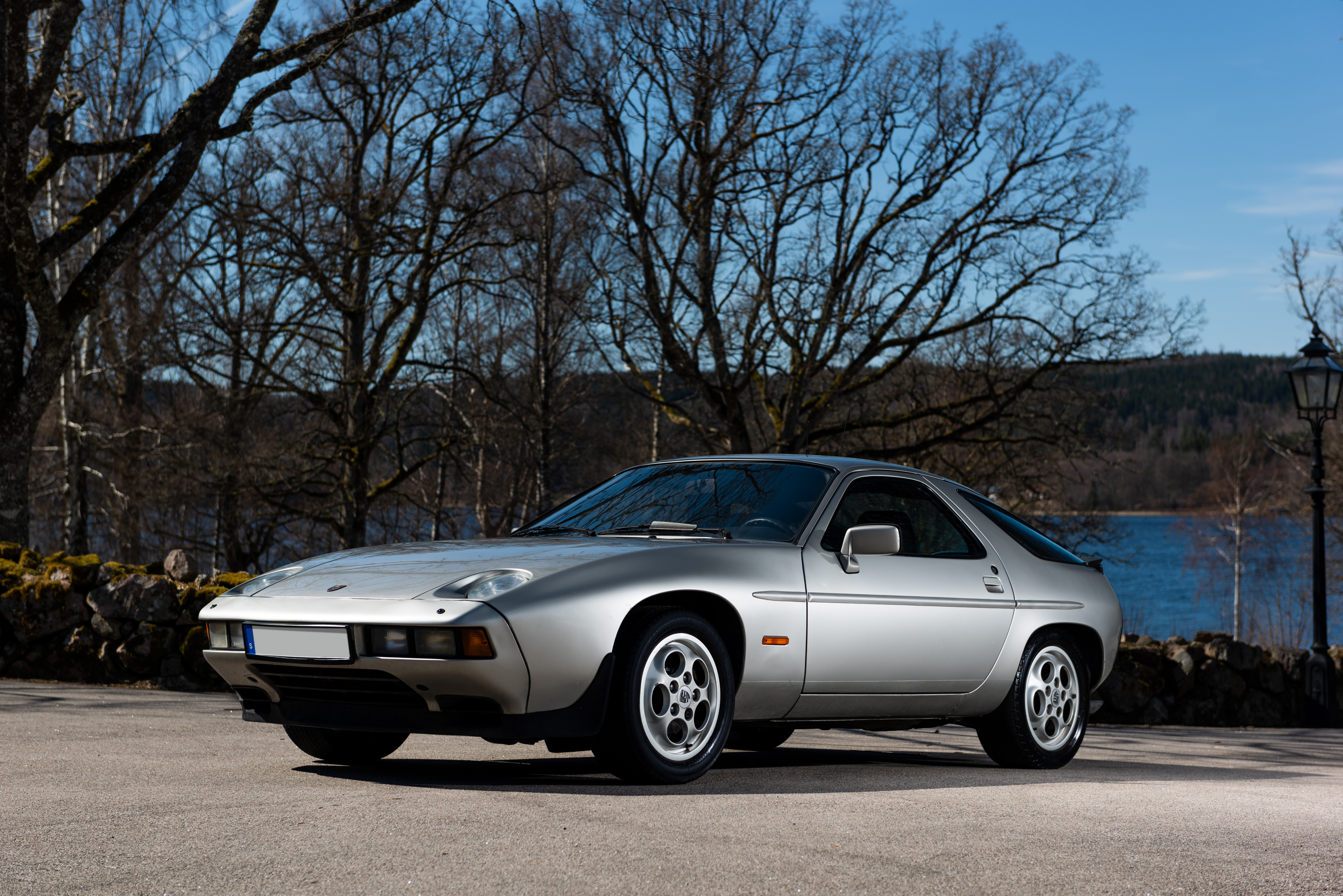 1984 PORSCHE 928 S
