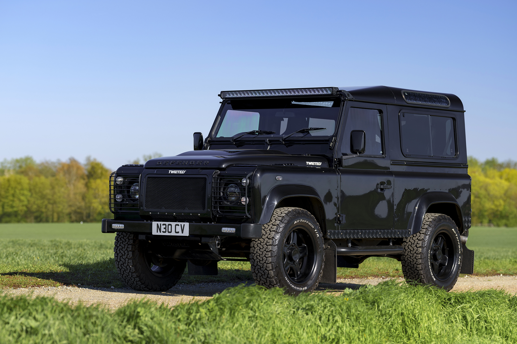 2012 LAND ROVER DEFENDER 90 XS 'TWISTED'