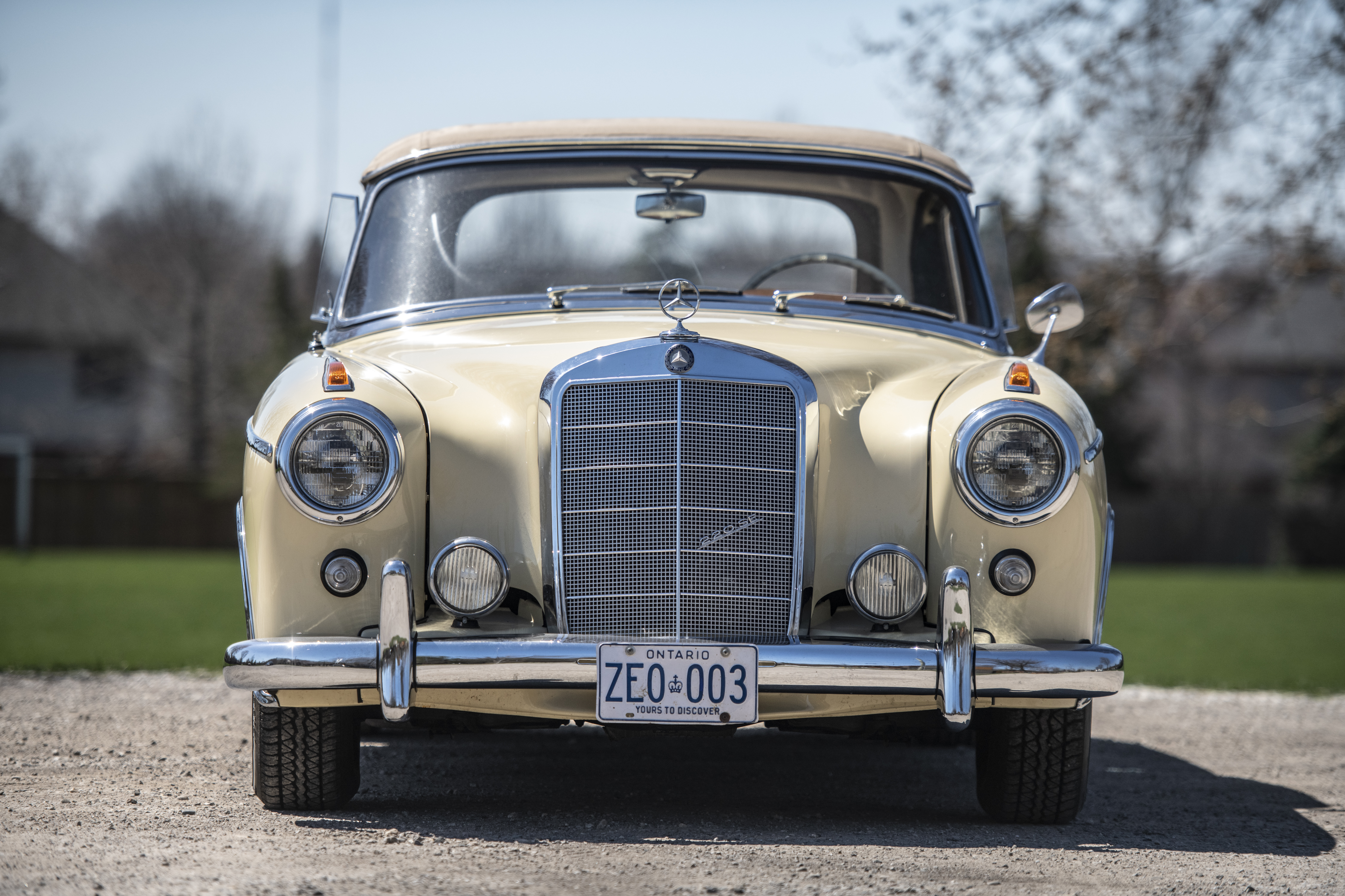 1960 MERCEDES-BENZ (W128) 220 SE CABRIOLET