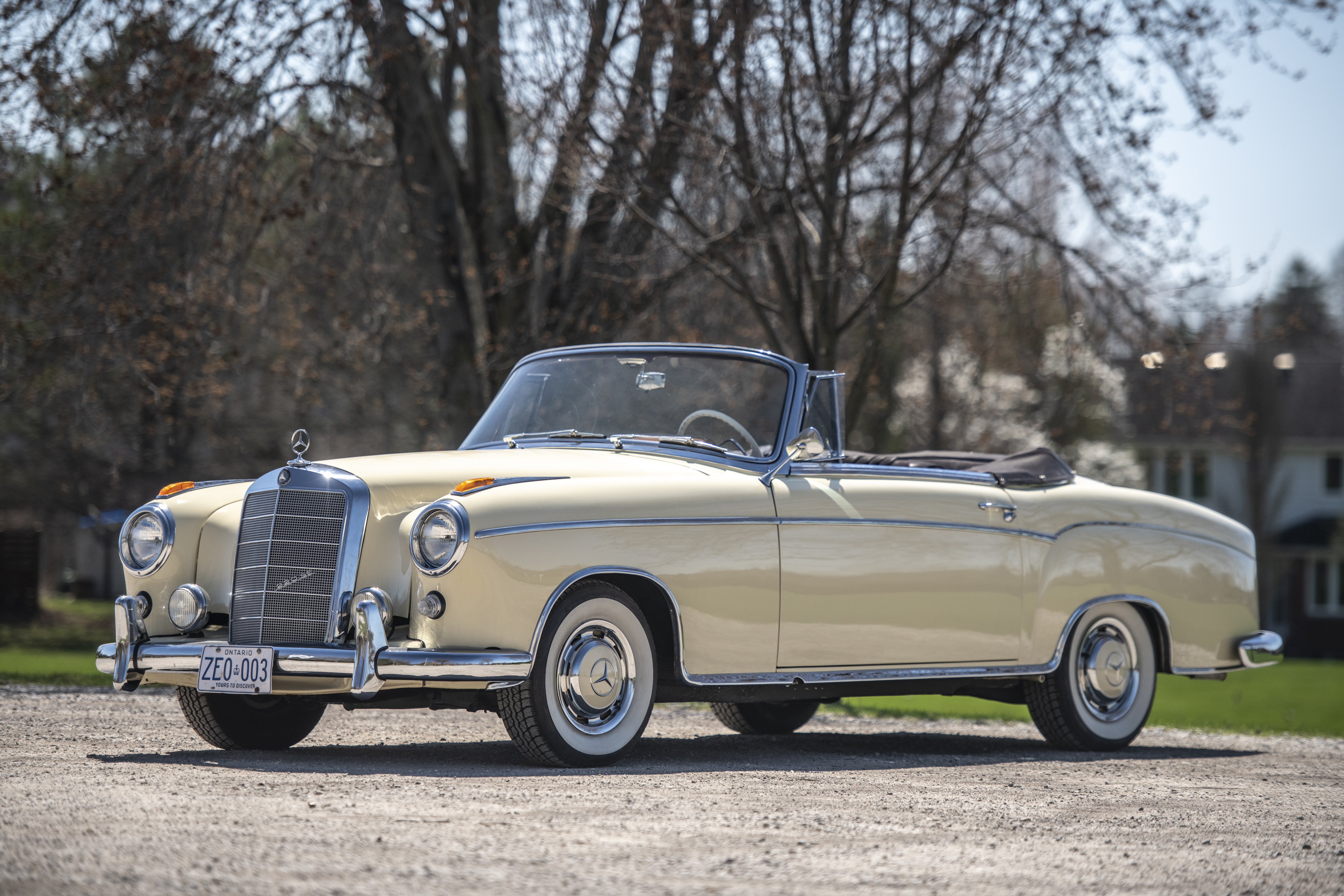 1960 MERCEDES-BENZ (W128) 220 SE CABRIOLET for sale by auction in ...