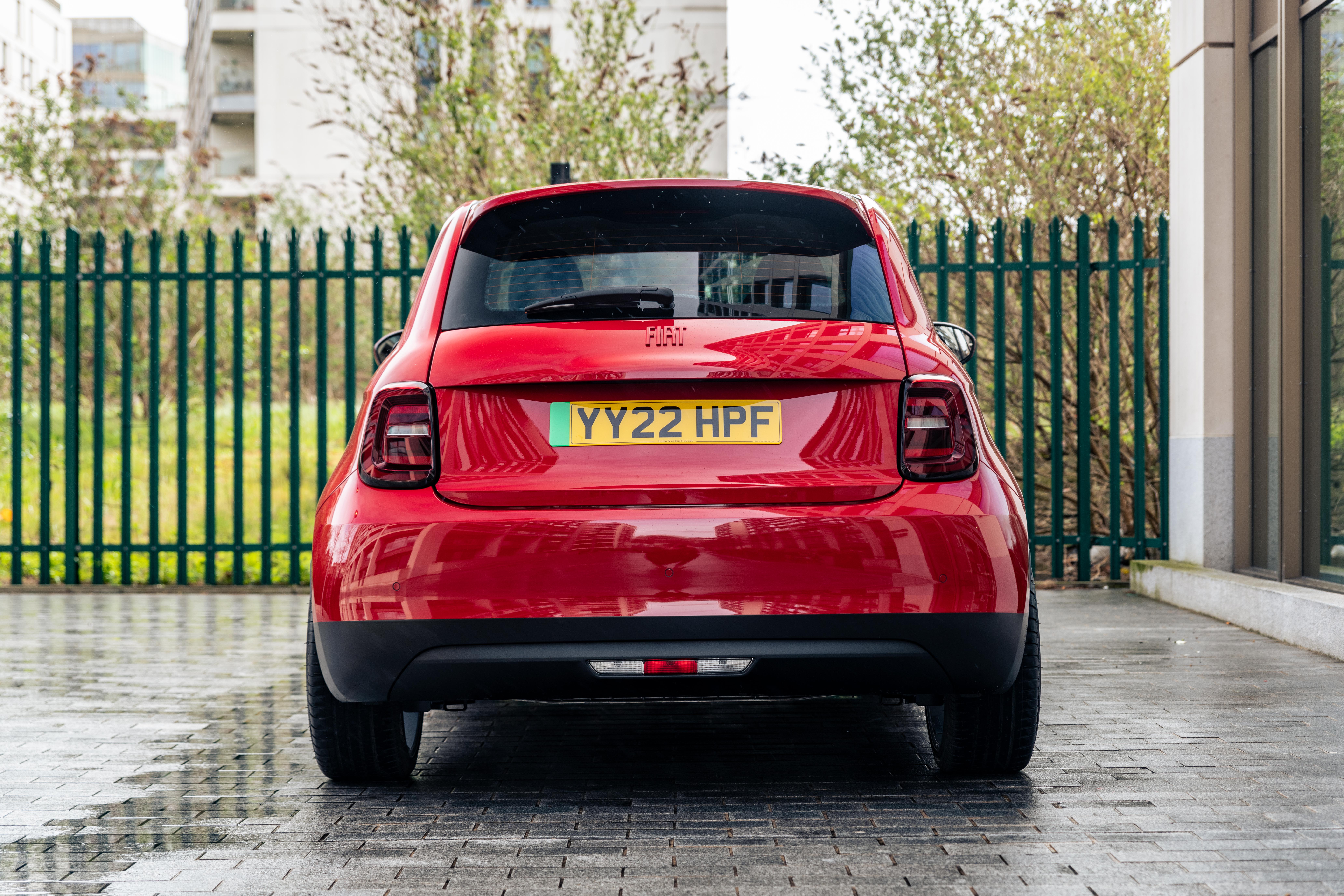 2022 FIAT 500E 'DESIGNIO' BY KAHN - 400 MILES - VAT Q