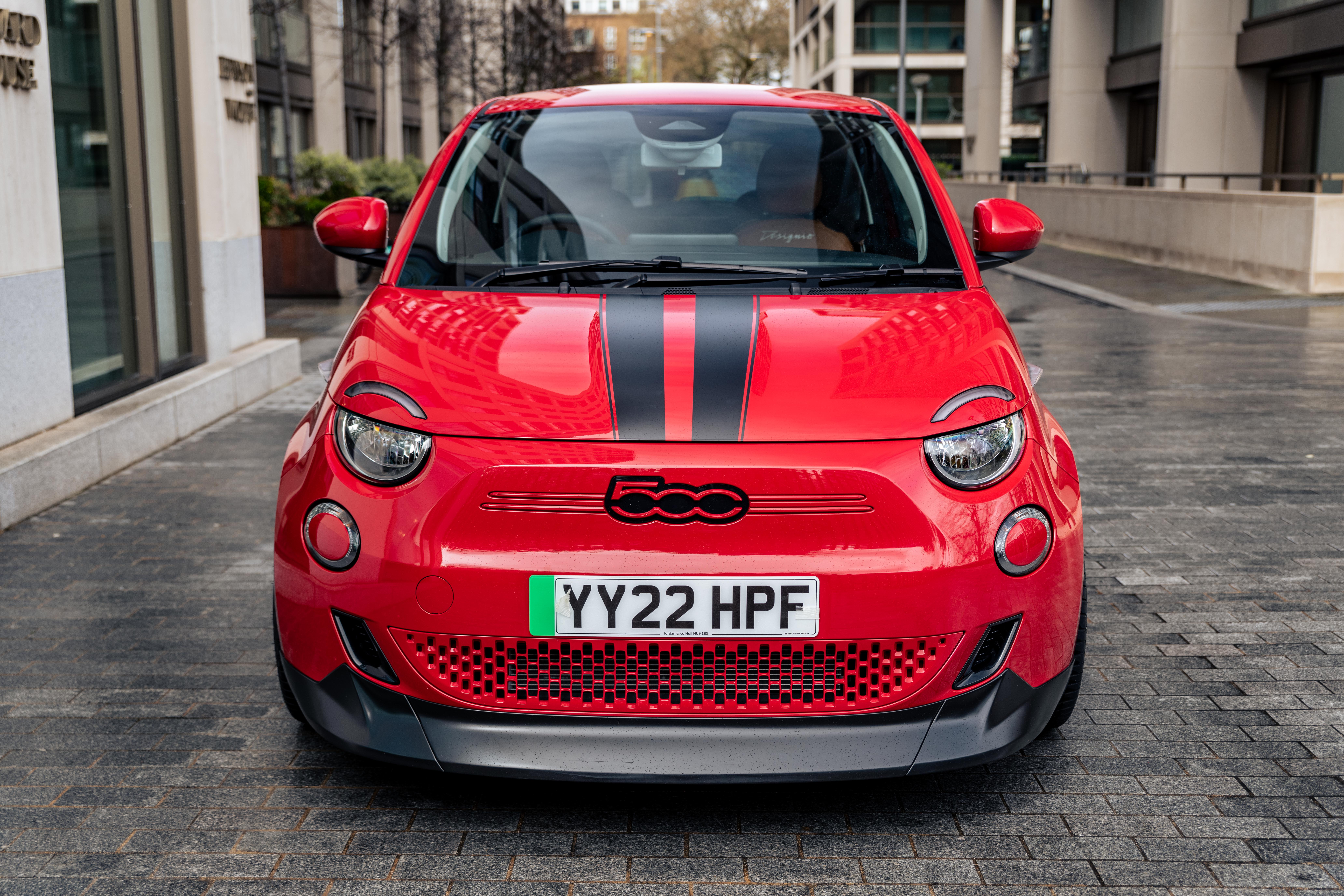 2022 FIAT 500E 'DESIGNIO' BY KAHN - 400 MILES - VAT Q