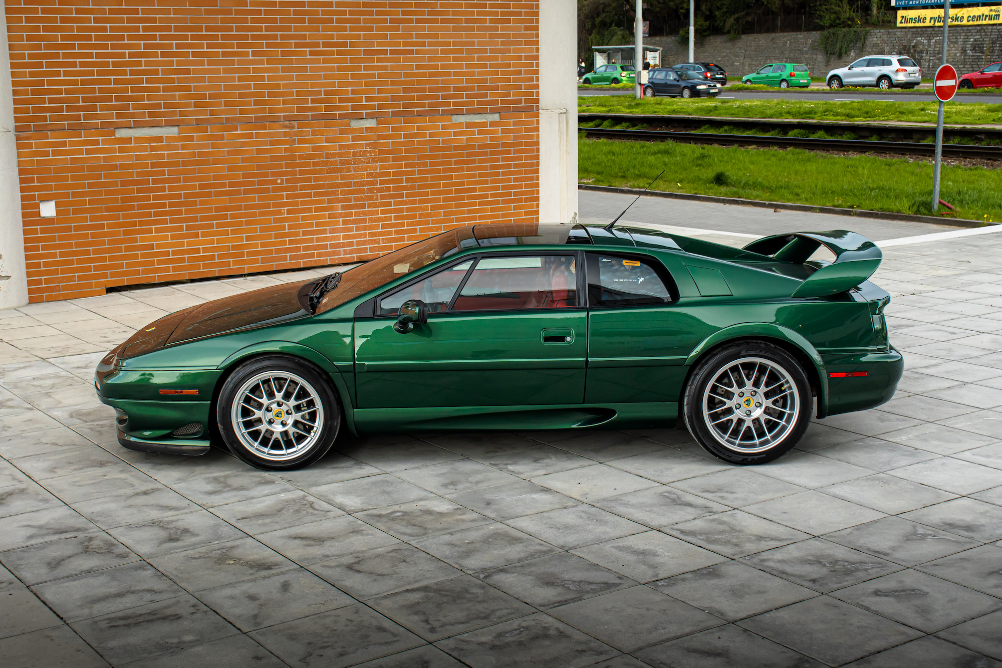 2004 LOTUS ESPRIT V8 'FINAL EDITION' - 998 MILES