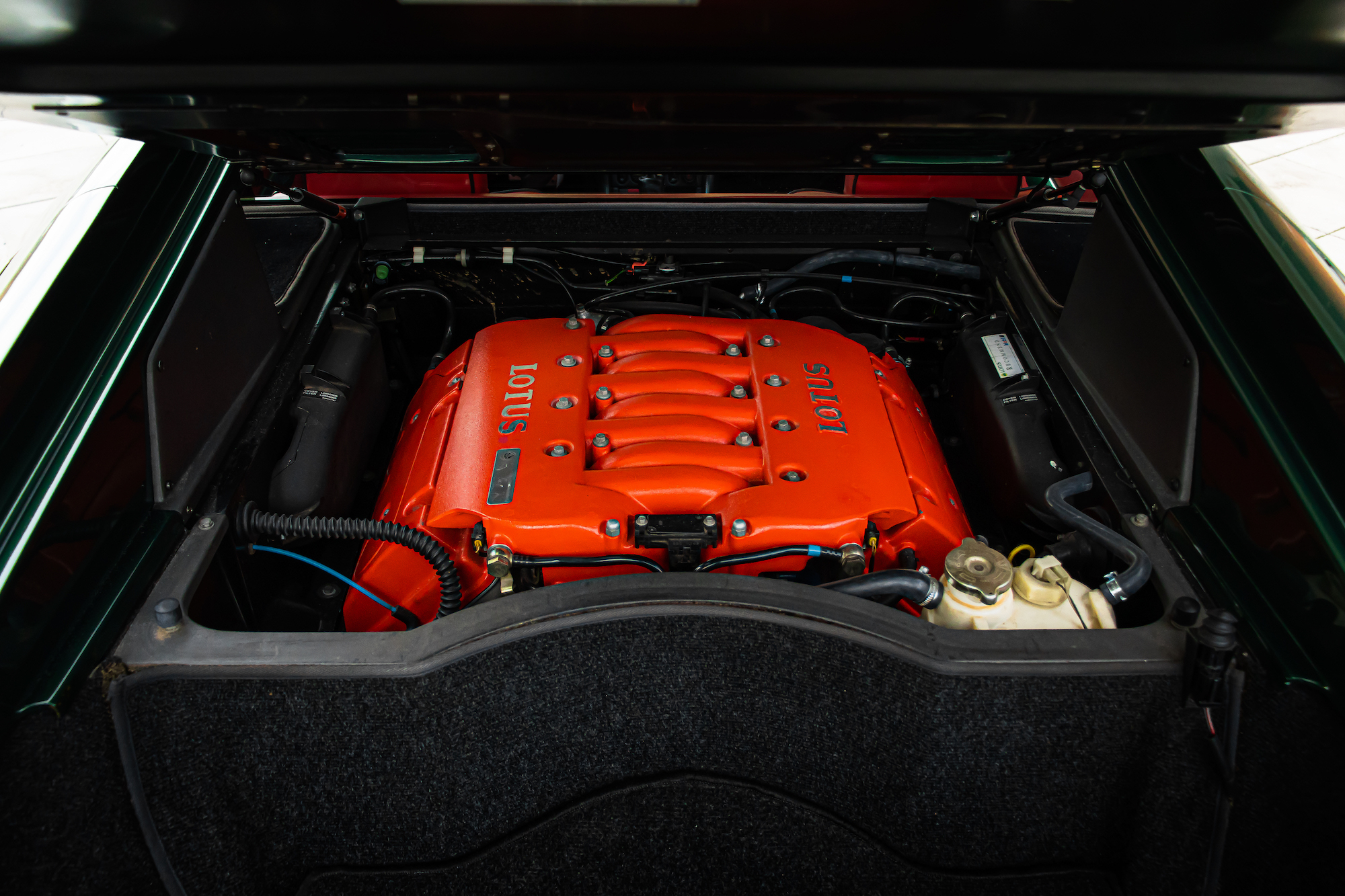 2004 LOTUS ESPRIT V8 'FINAL EDITION' - 998 MILES