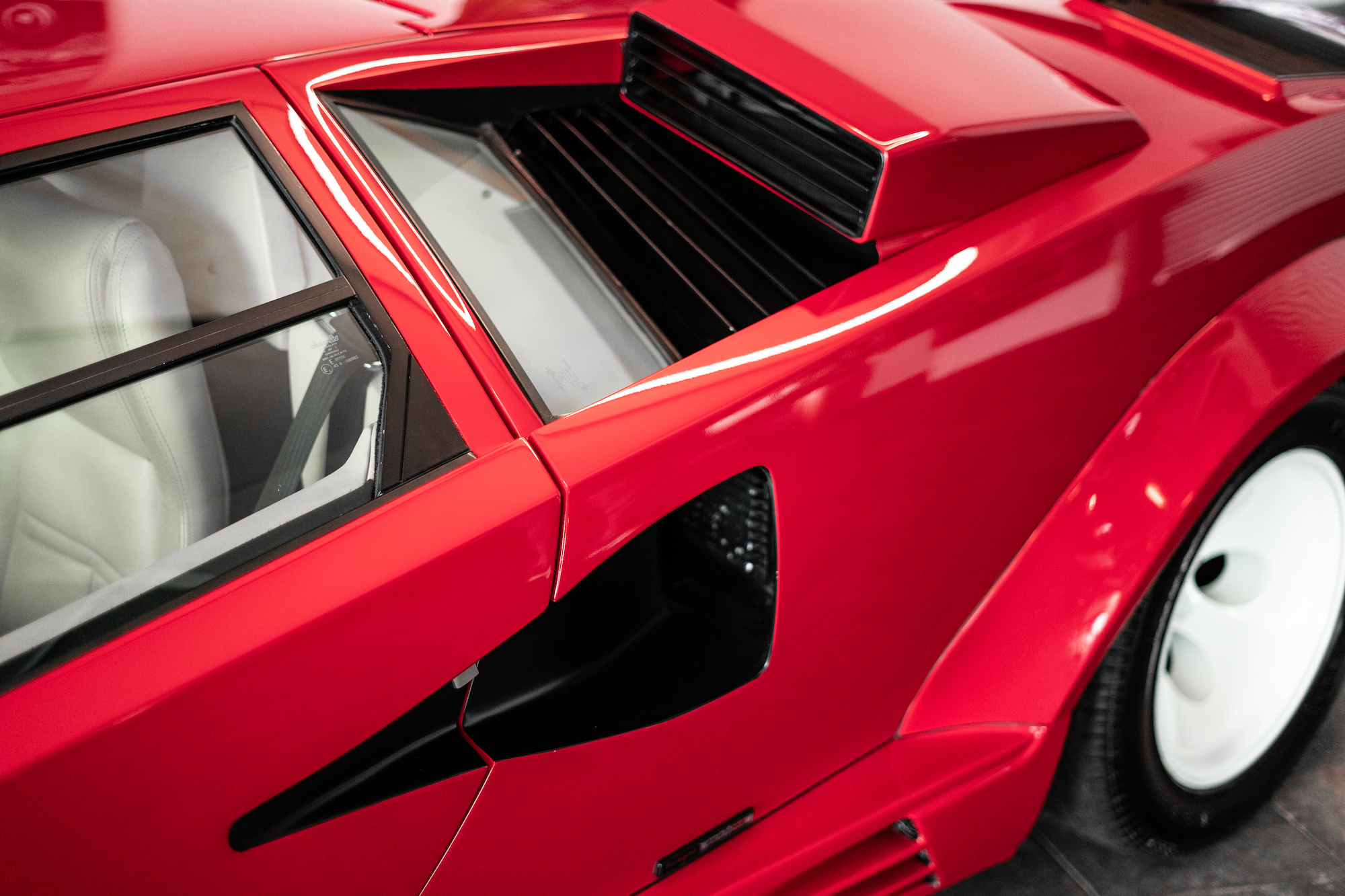 1988 LAMBORGHINI COUNTACH LP5000 QV