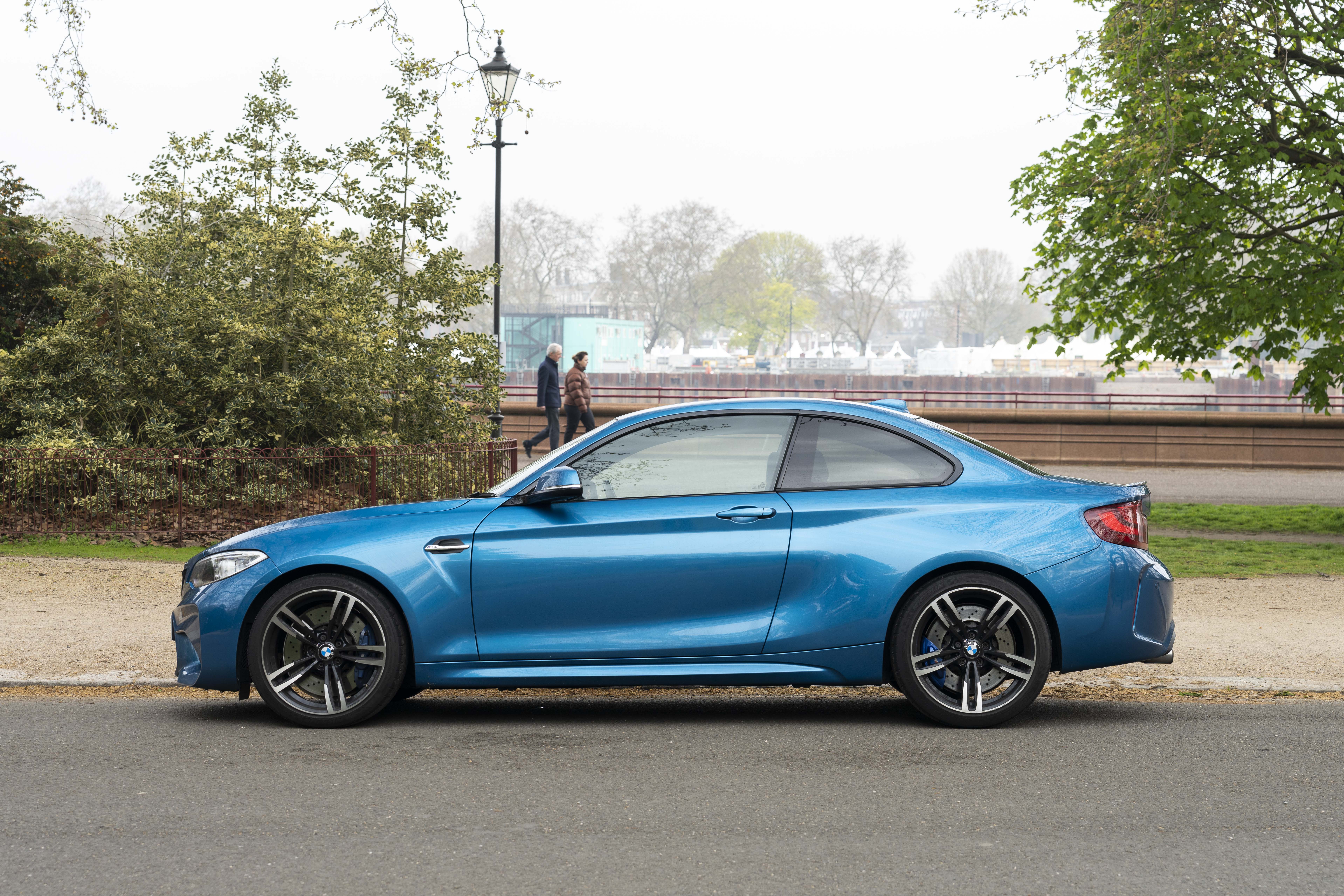 2016 BMW M2 - MANUAL