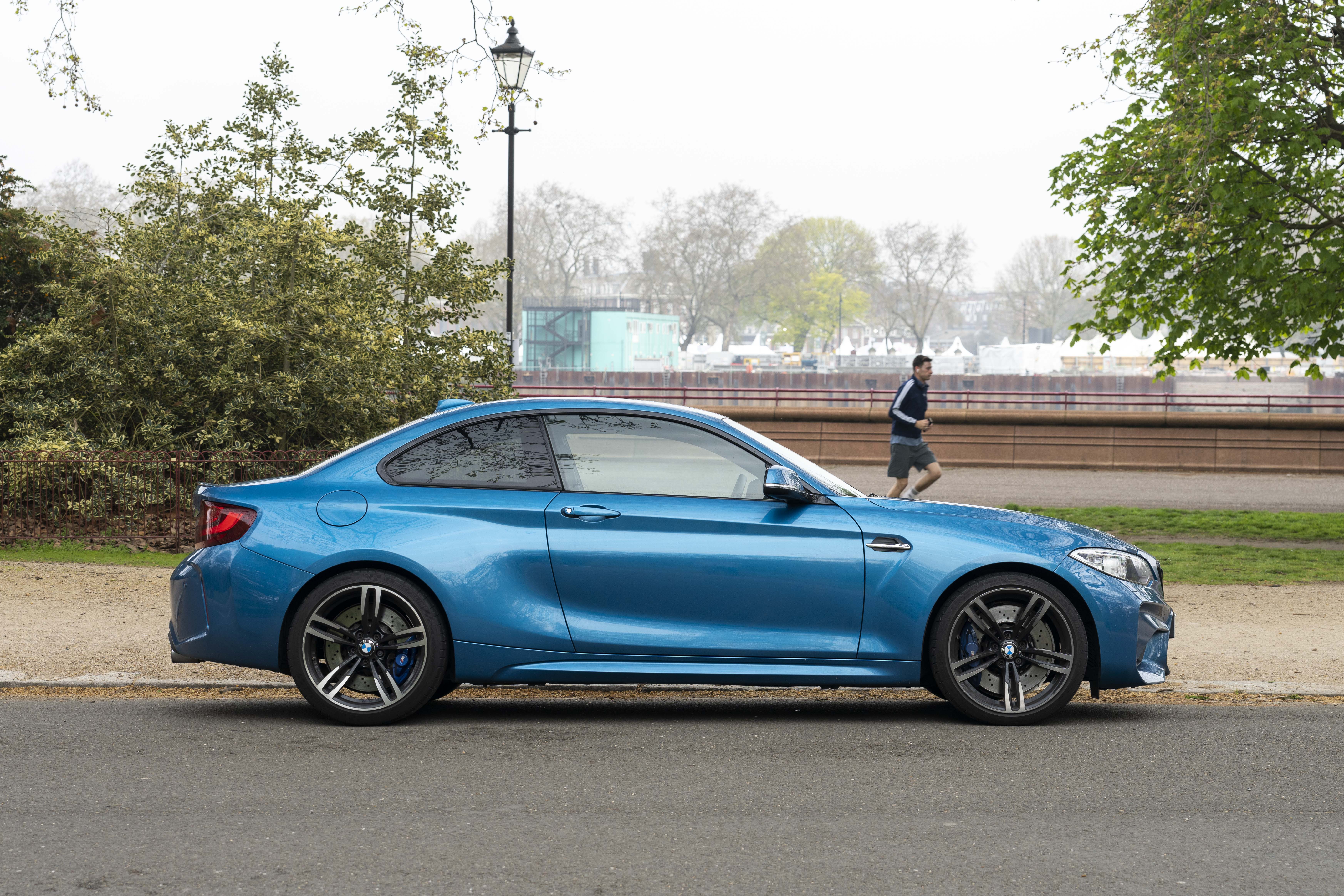 2016 BMW M2 - MANUAL